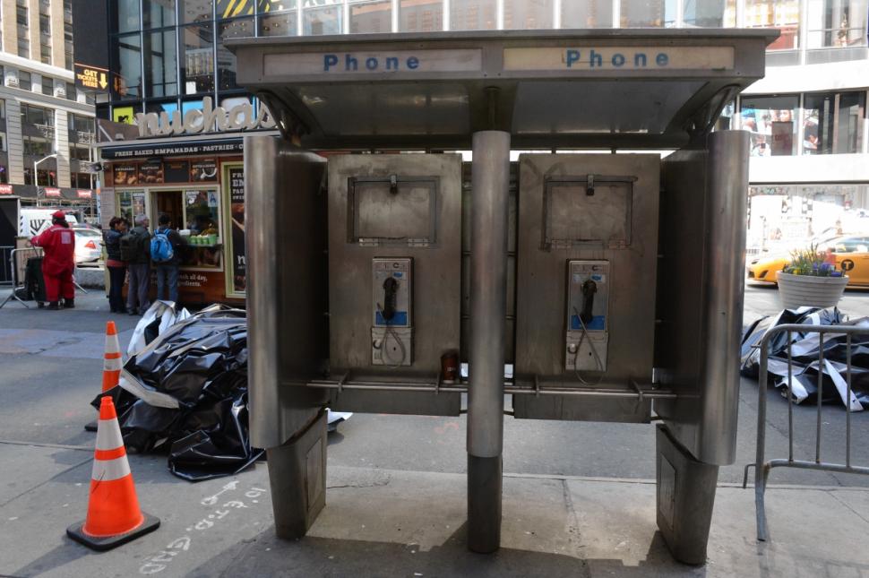 Google interested in using NYC pay phones as free WiFi hotspots ...