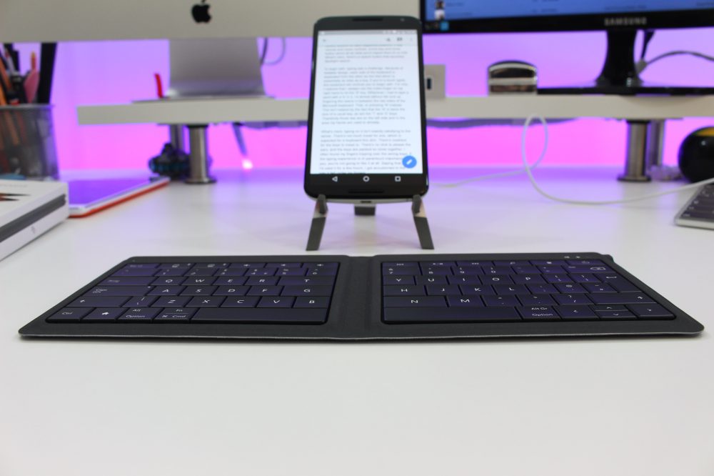 Microsoft Universal Foldable Keyboard review: Ultra-thin, versatile ...