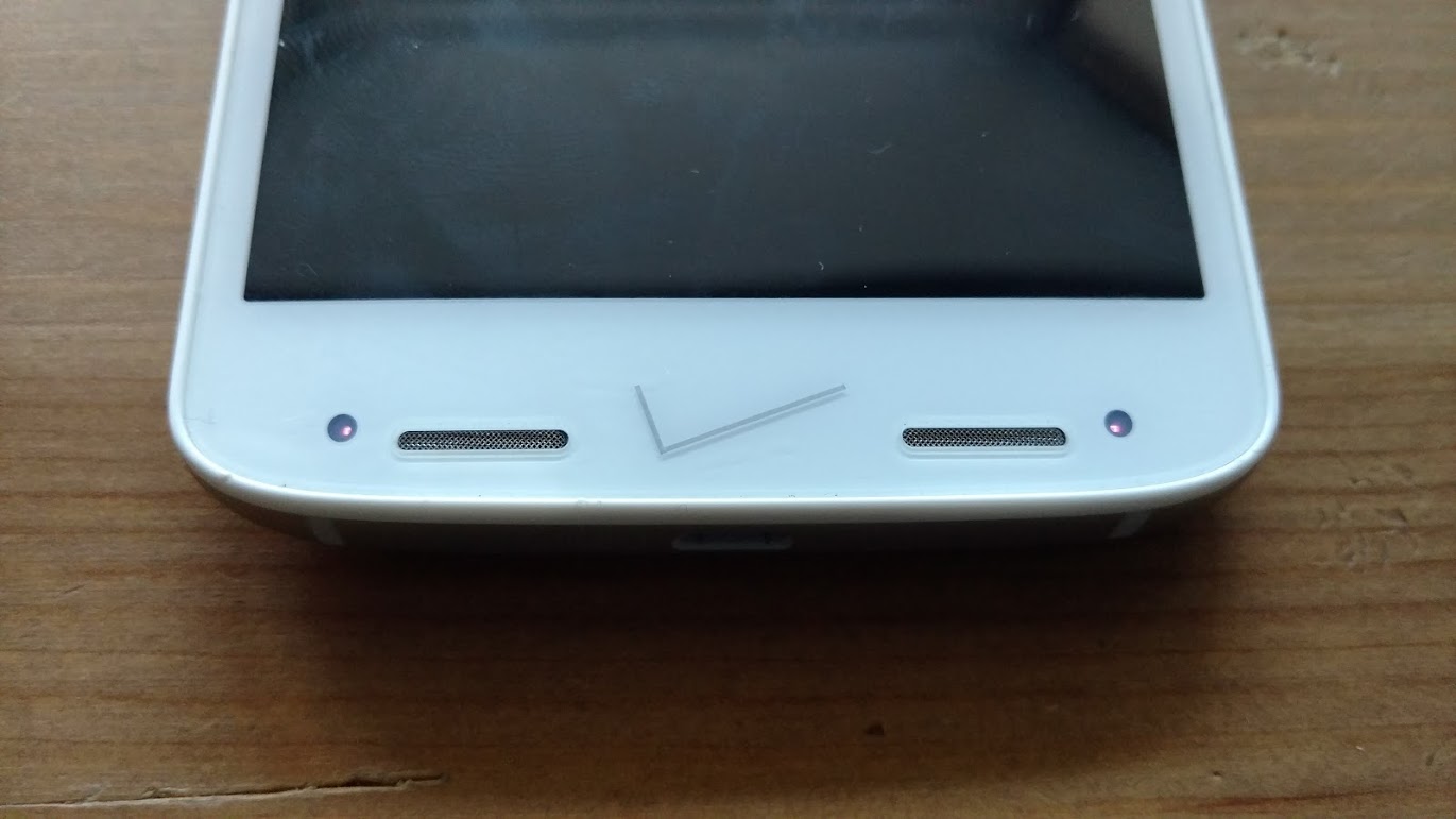 Review: Verizon's new Moto Droid Turbo 2 and Maxx 2 can't break..free ...