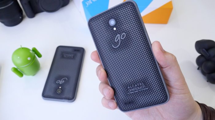 Alcatel Go Play: Unboxing the affordable water, dust and shock ...