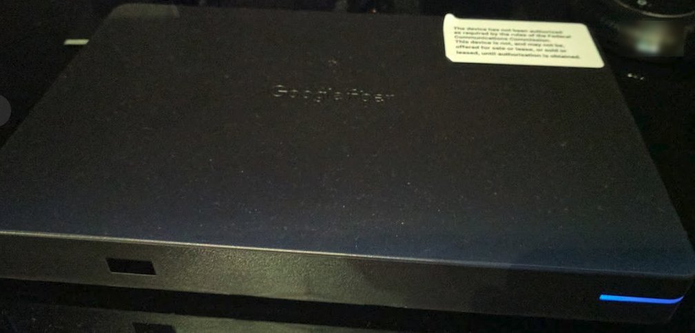This is the new Google Fiber TV Box w/ 4K streaming & wireless ...