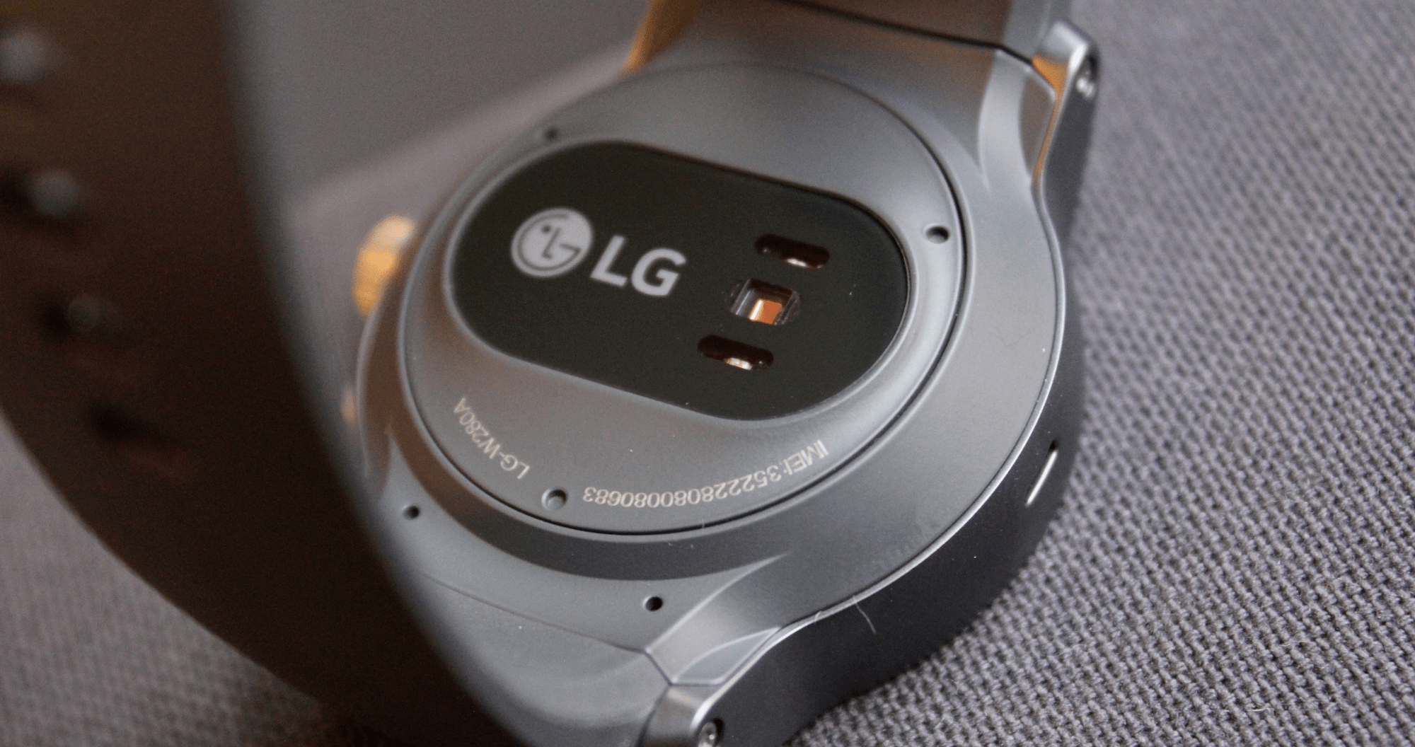 How to insert a SIM card into your LG Watch Sport [Video]