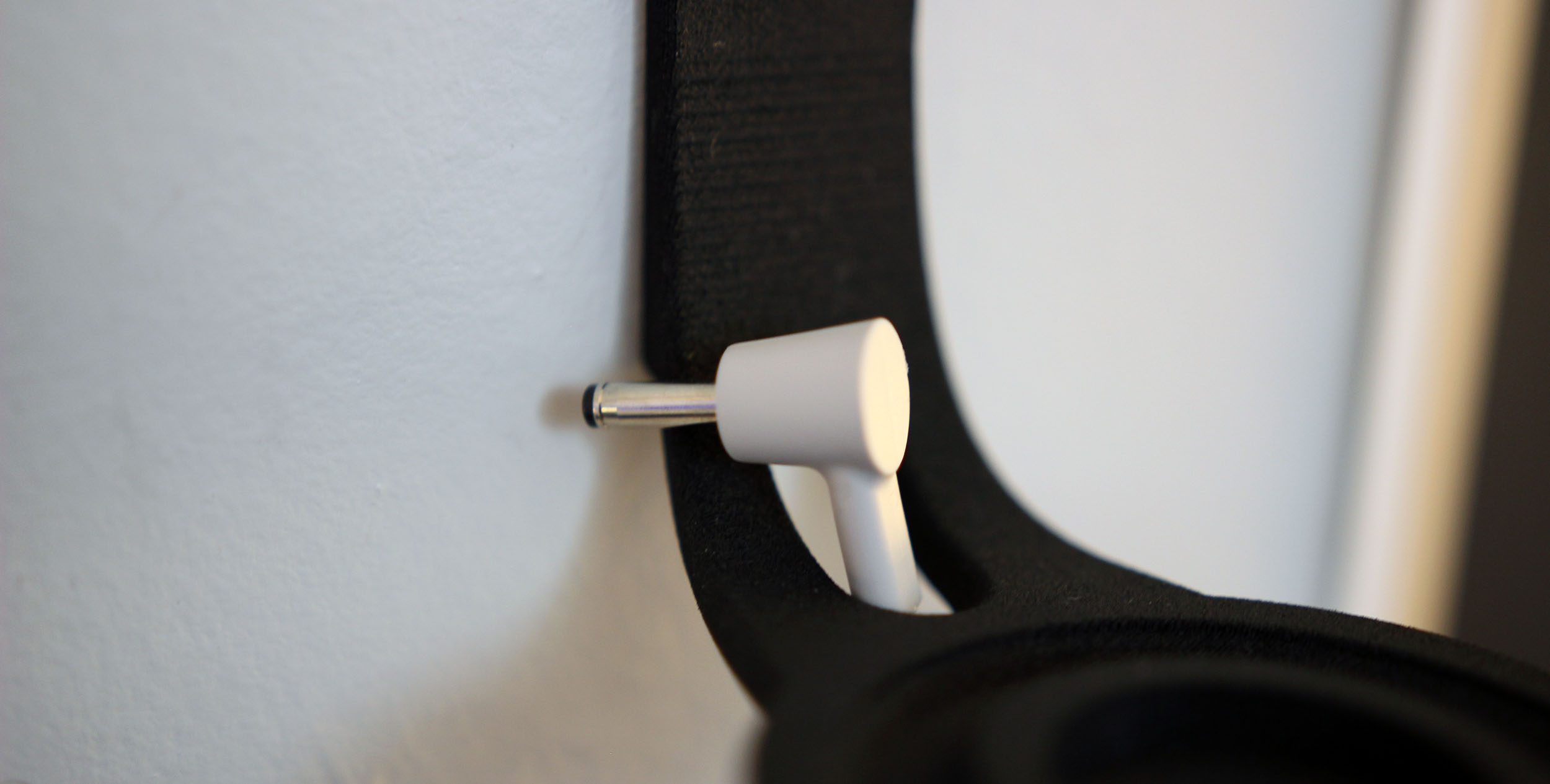This 3D-printed mount makes it easy to put Google Home on your wall ...