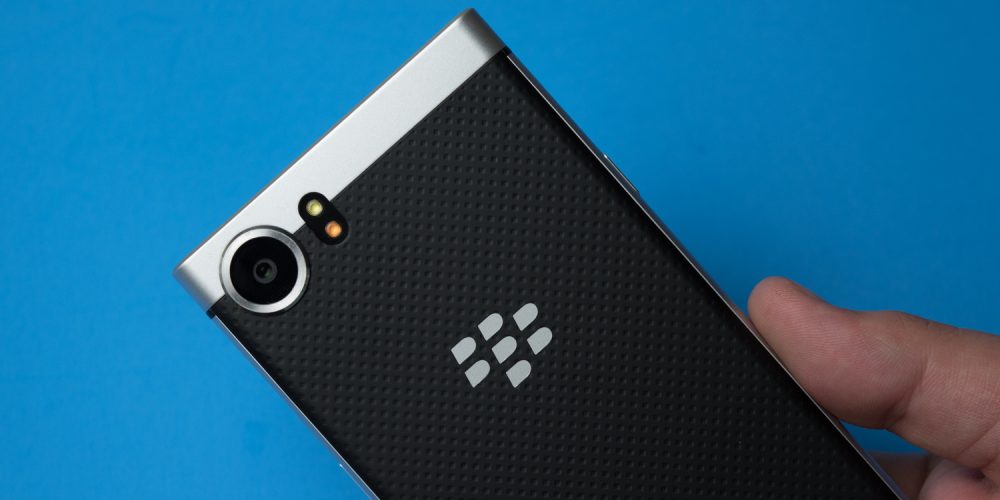Unboxing: Here's everything that comes with the BlackBerry Keyone ...