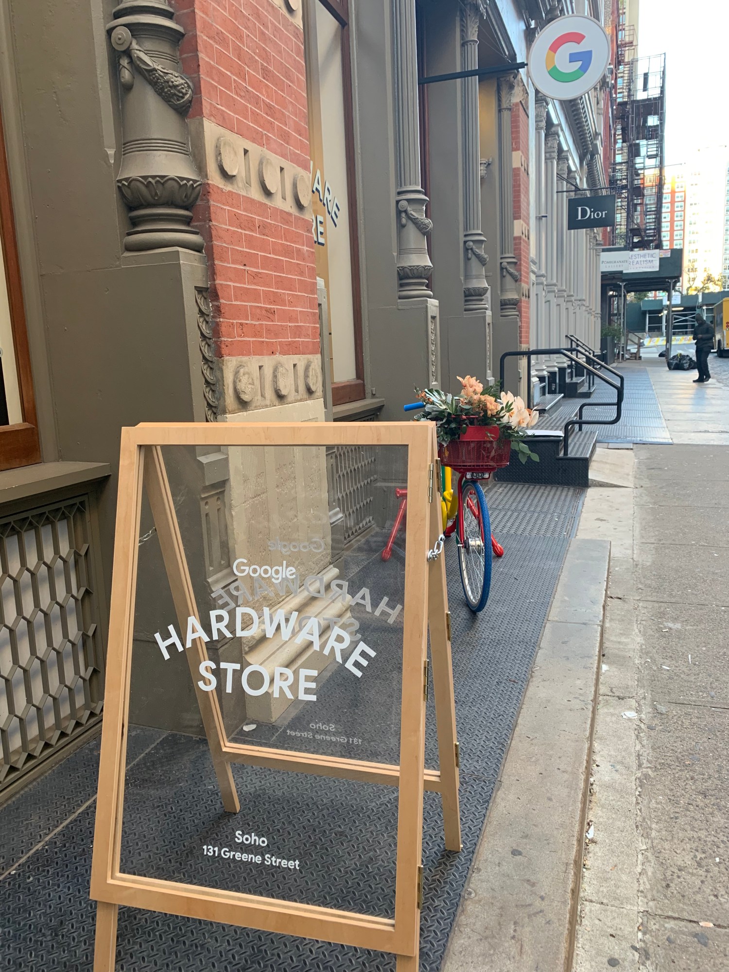 Google's old hardware pop-ups and previous retail plans - 9to5Google