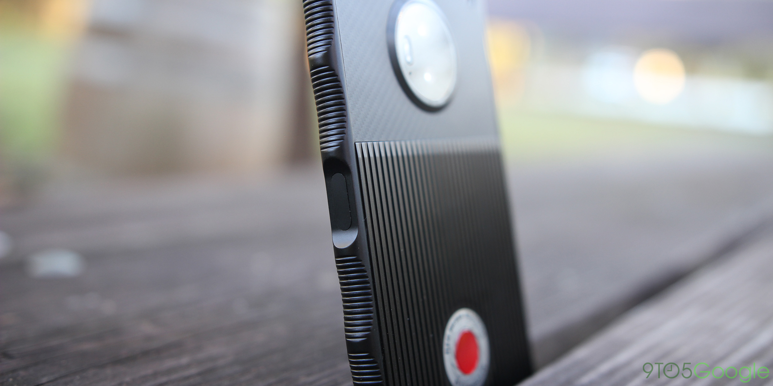 RED Hydrogen One Review: Unique, but almost no one should buy it