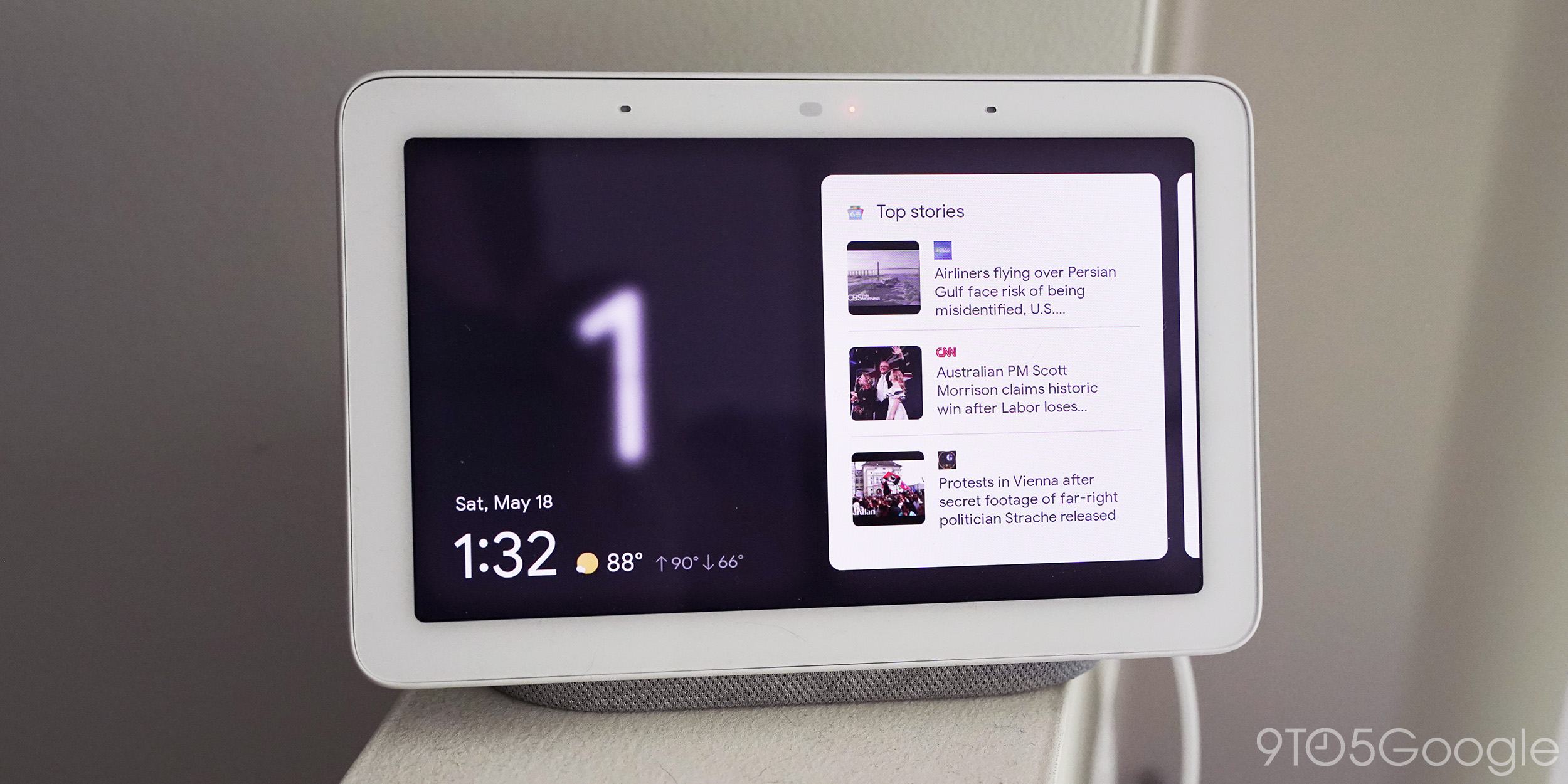 Google rolling out new Smart Display UI and homescreen - 9to5Google