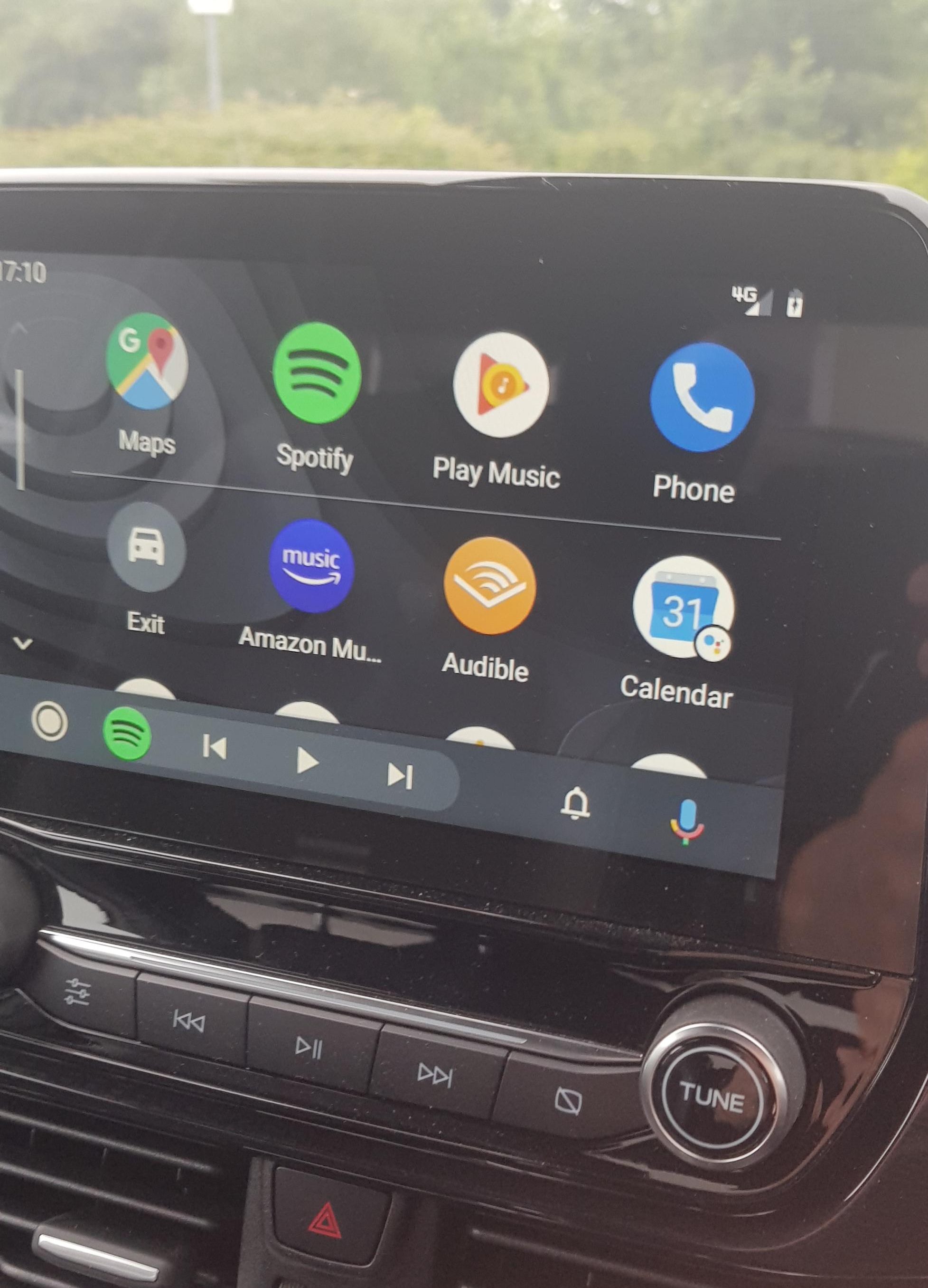 Android Auto redesign with dark theme begins rolling out - 9to5Google