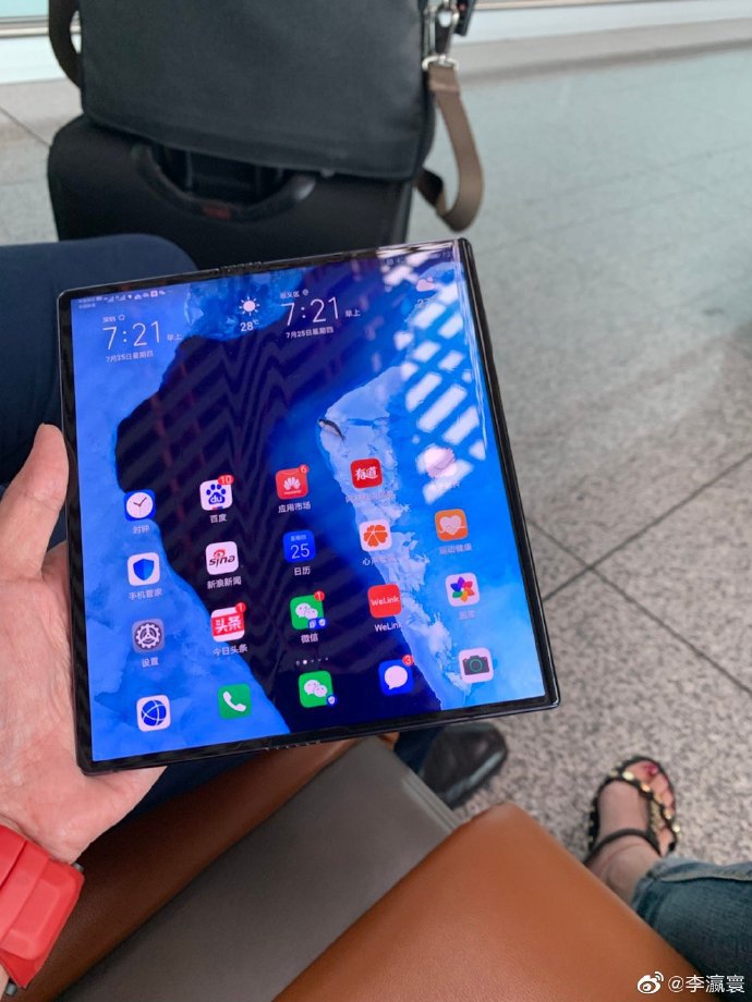 Huawei Mate X design update shown in new pictures - 9to5Google