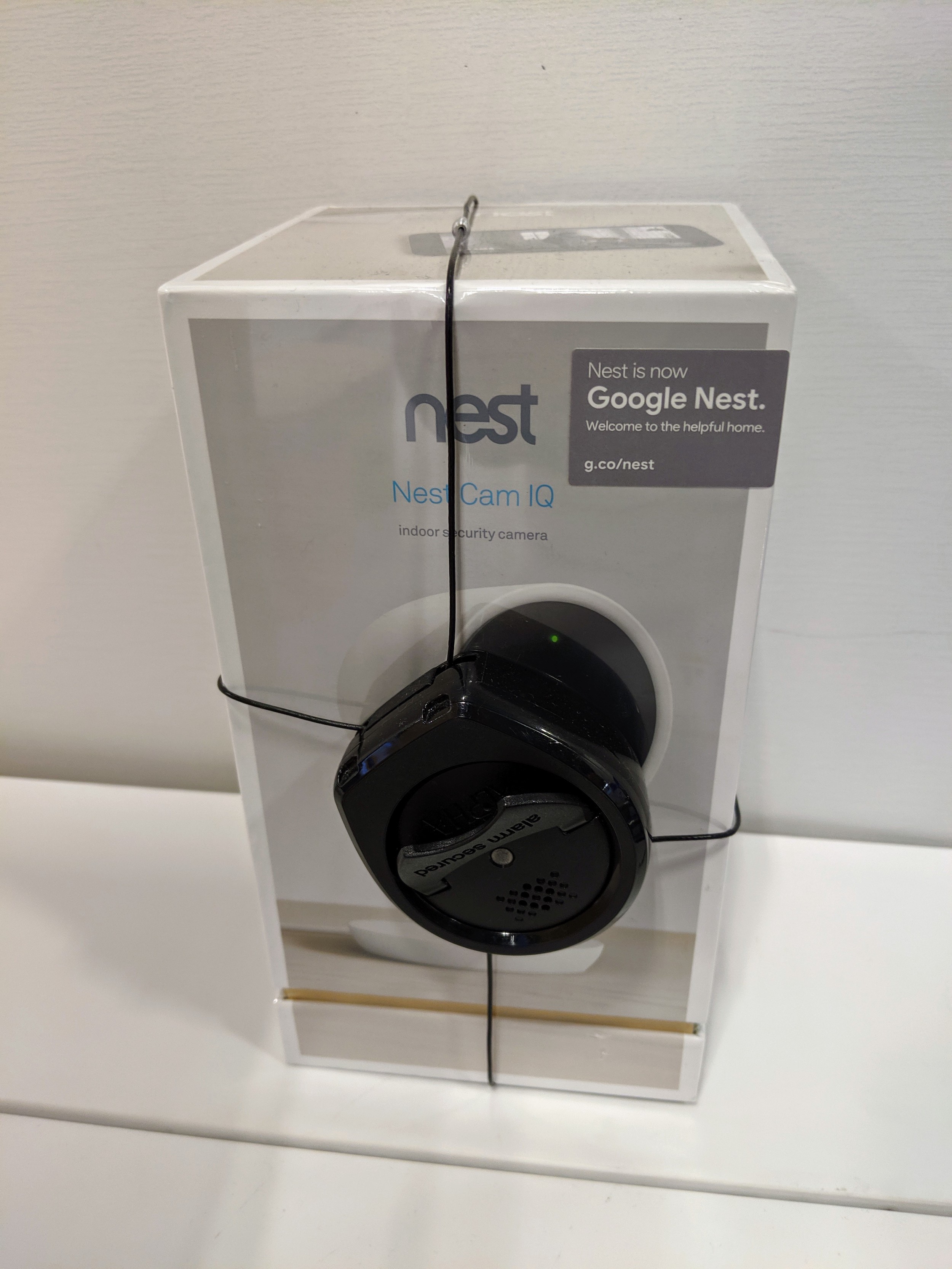 Google Nest rebrand stickers arrive on Cams, Thermostats - 9to5Google