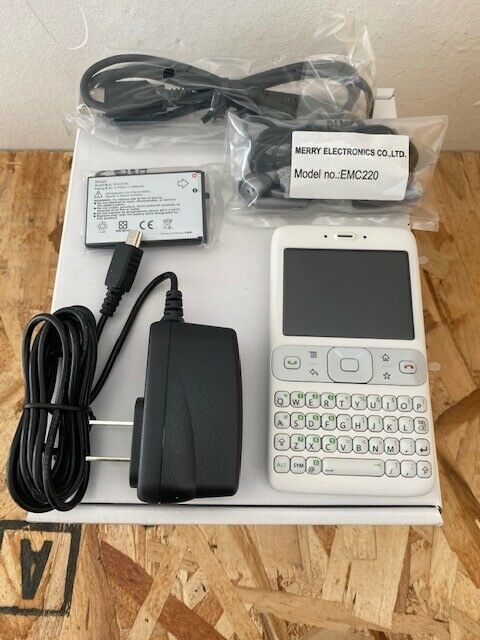 Prototypes of the first Android smartphone pop-up on eBay - 9to5Google