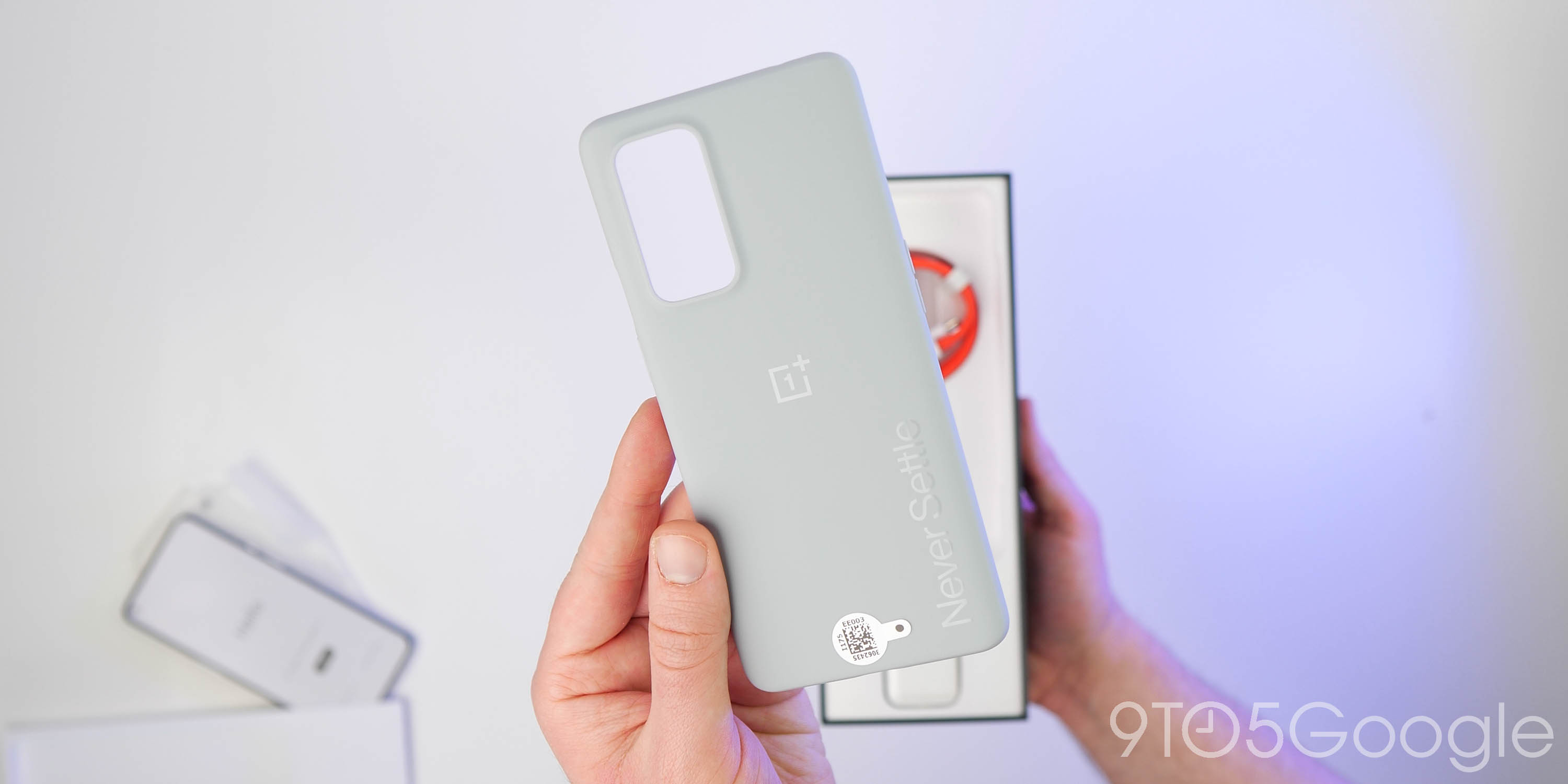 OnePlus 9 and 9 Pro unboxing and first impressions [Video]