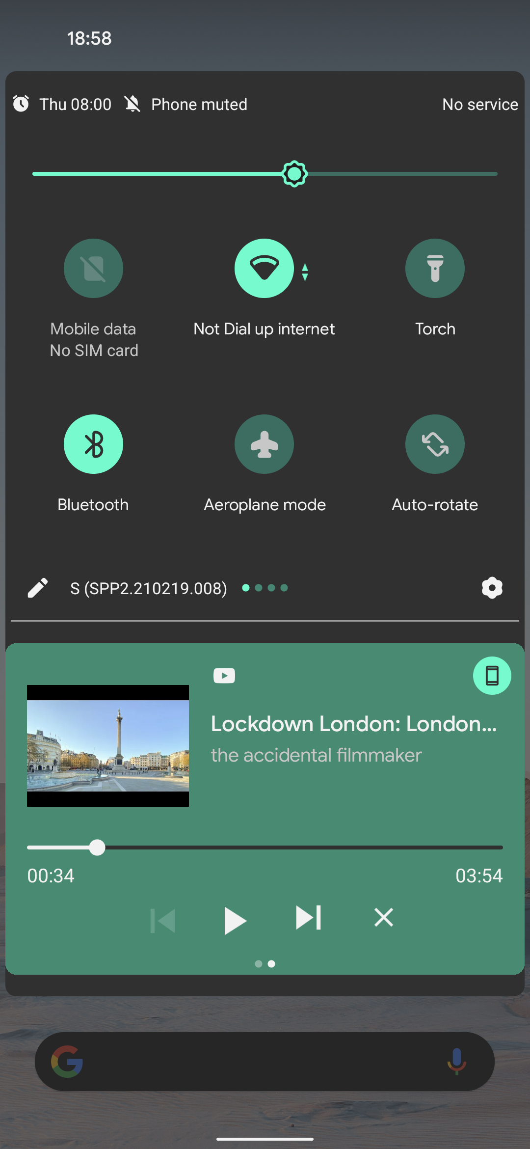 Android 12 DP2: Media player UI uses system accent color - 9to5Google