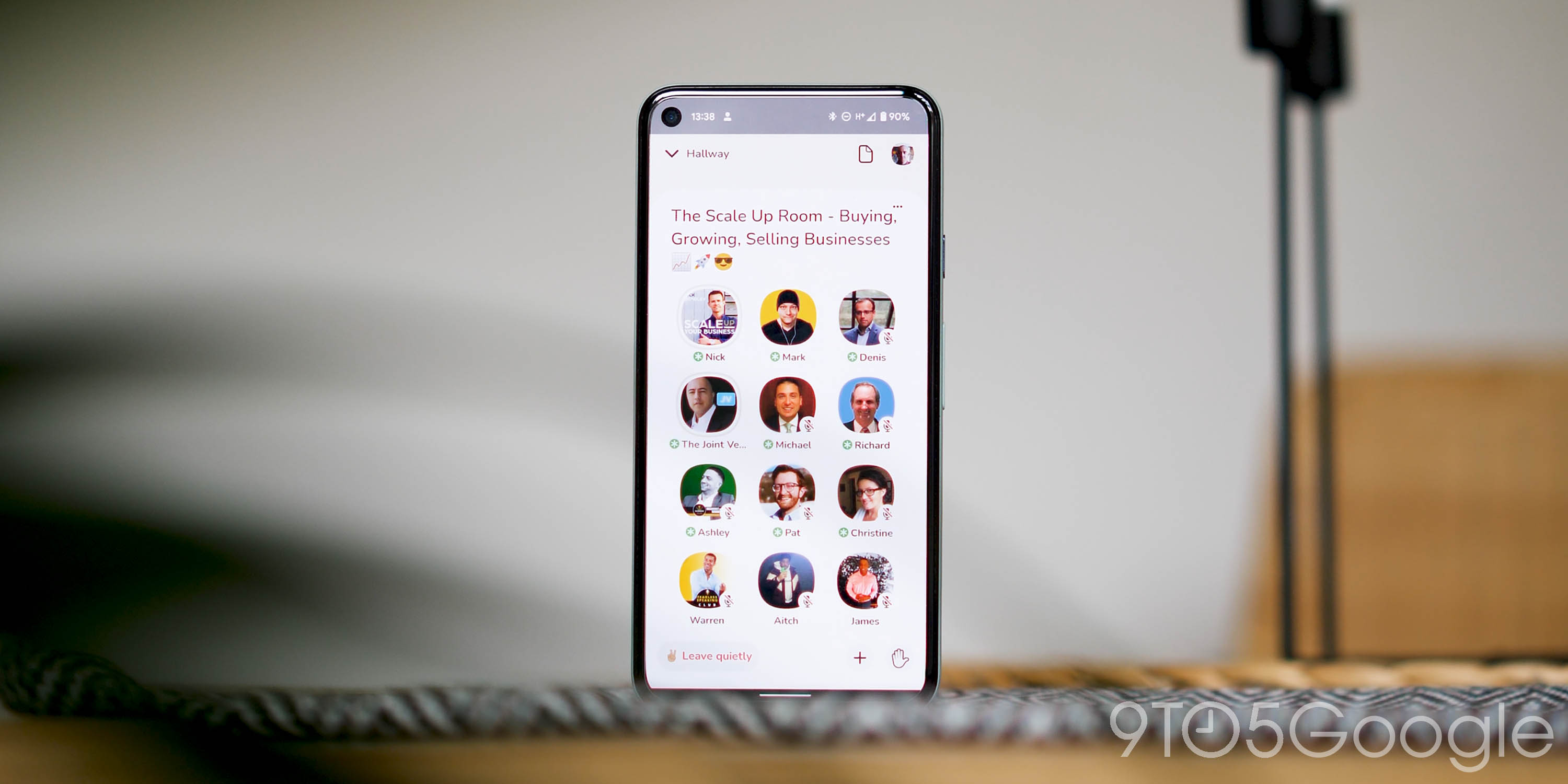 Clubhouse for Android hands-on: Late conversation starter [Video] - Top ...