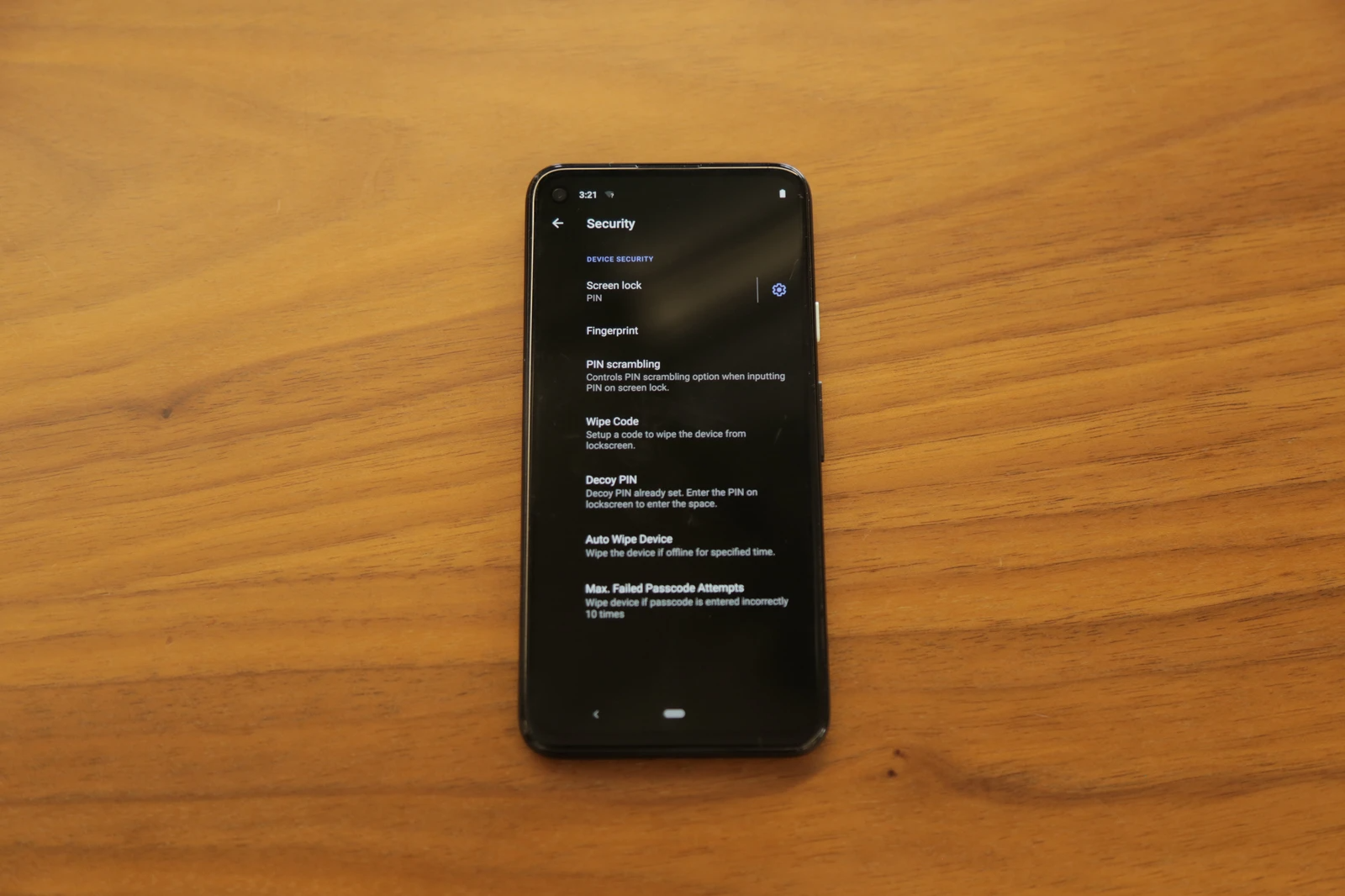 Pixel 4a running custom ROM used by FBI to trap criminals - 9to5Google