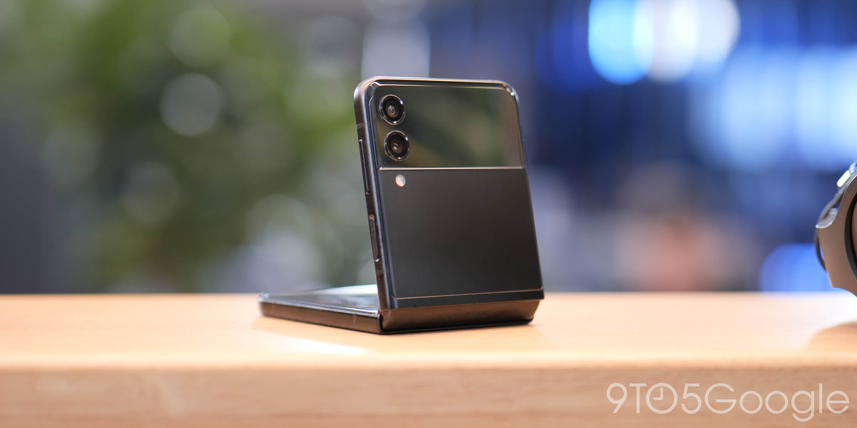 Galaxy Z Flip 3 hands-on: Little-but-large improvements - 9to5Google