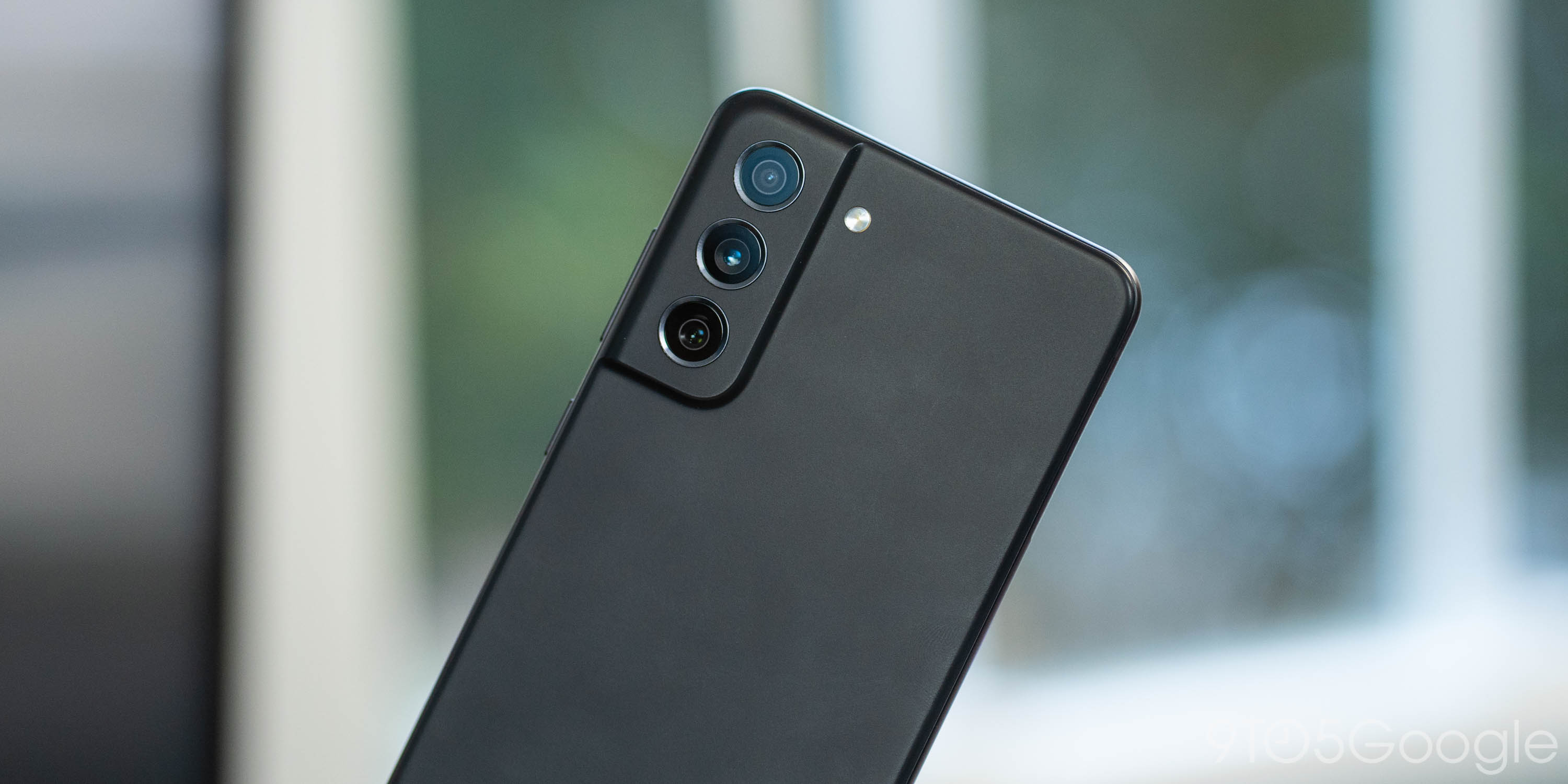 Samsung April 2022 update rolling out now to these devices - 9to5Google