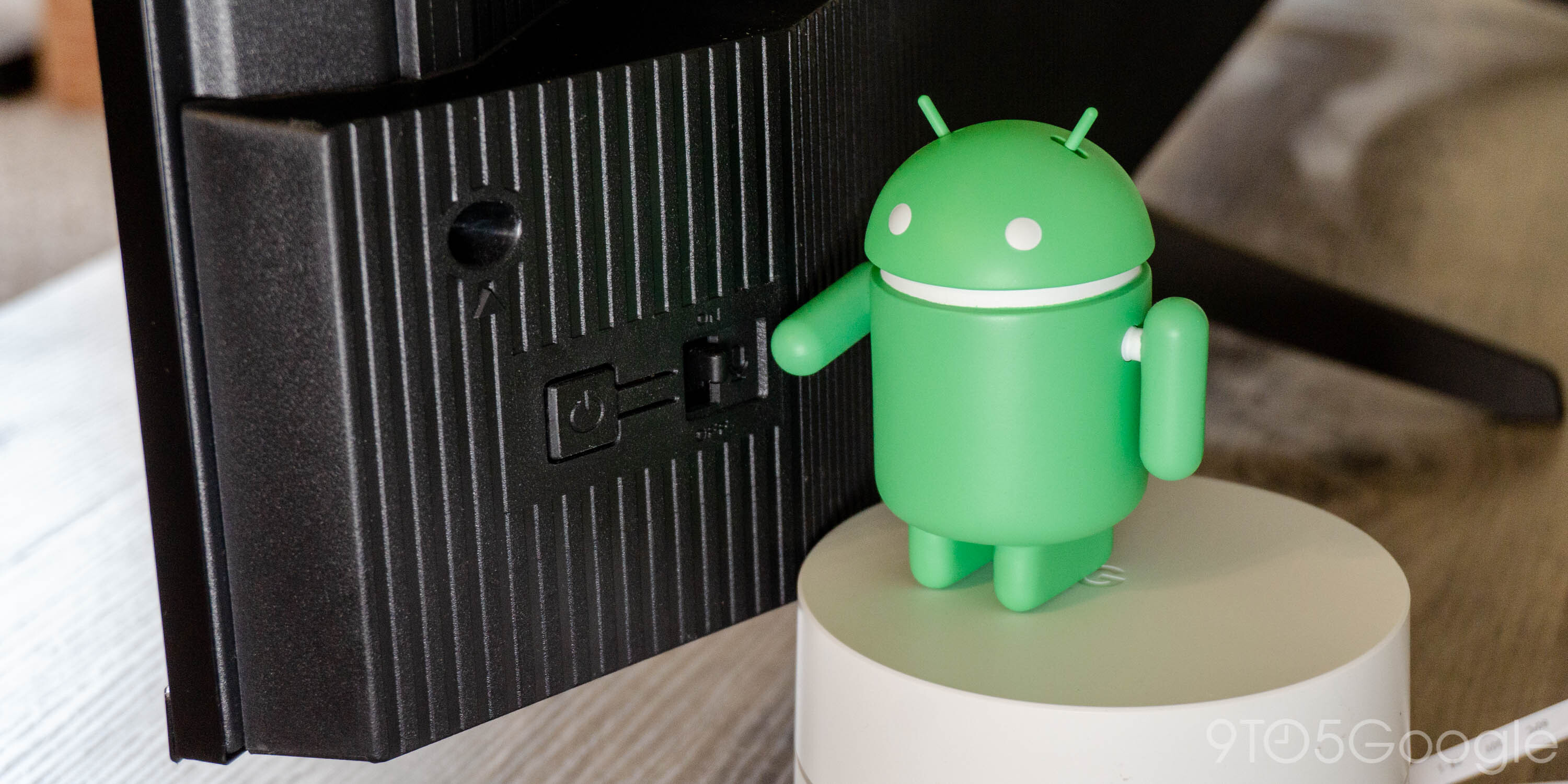 tcl-5-series-review-solid-panel-held-back-by-google-tv-9to5google