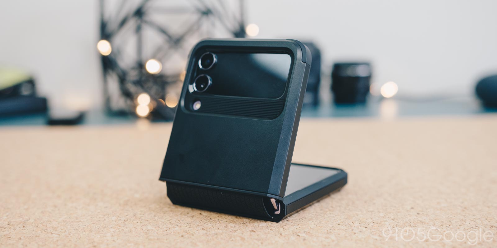 These are the best cases you can get for the Galaxy Z Flip 4