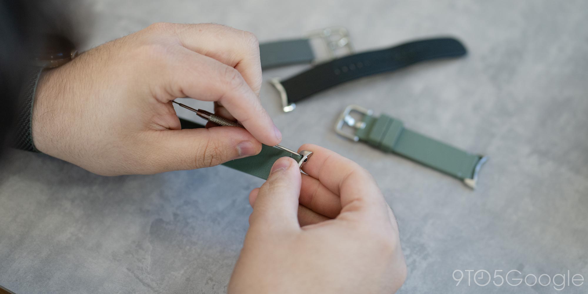 Pixel Watch 20mm band adapter: How to use third-party bands