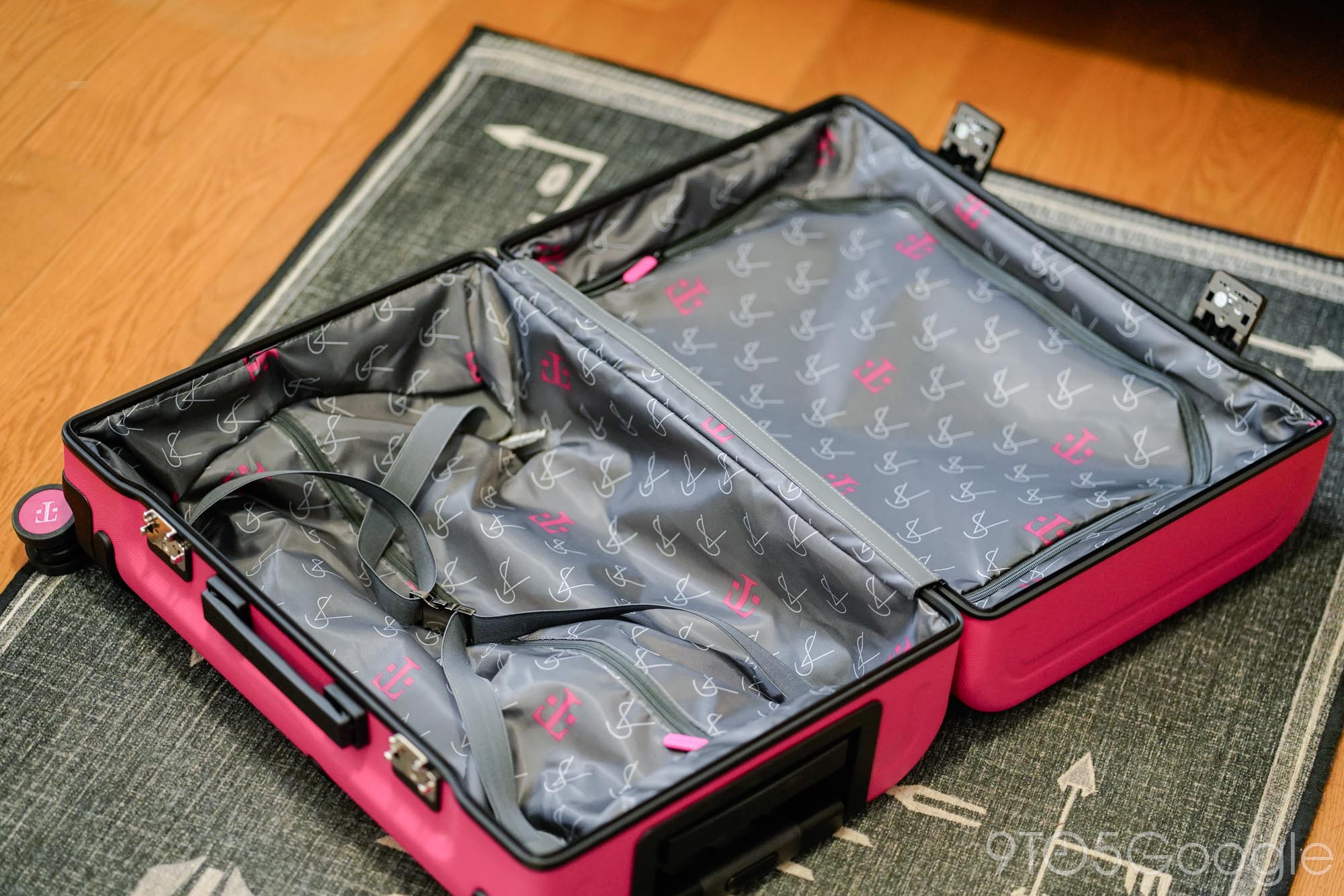 Hands-on: T-Mobile 'Un-Carrier On' suitcase is actually pretty great