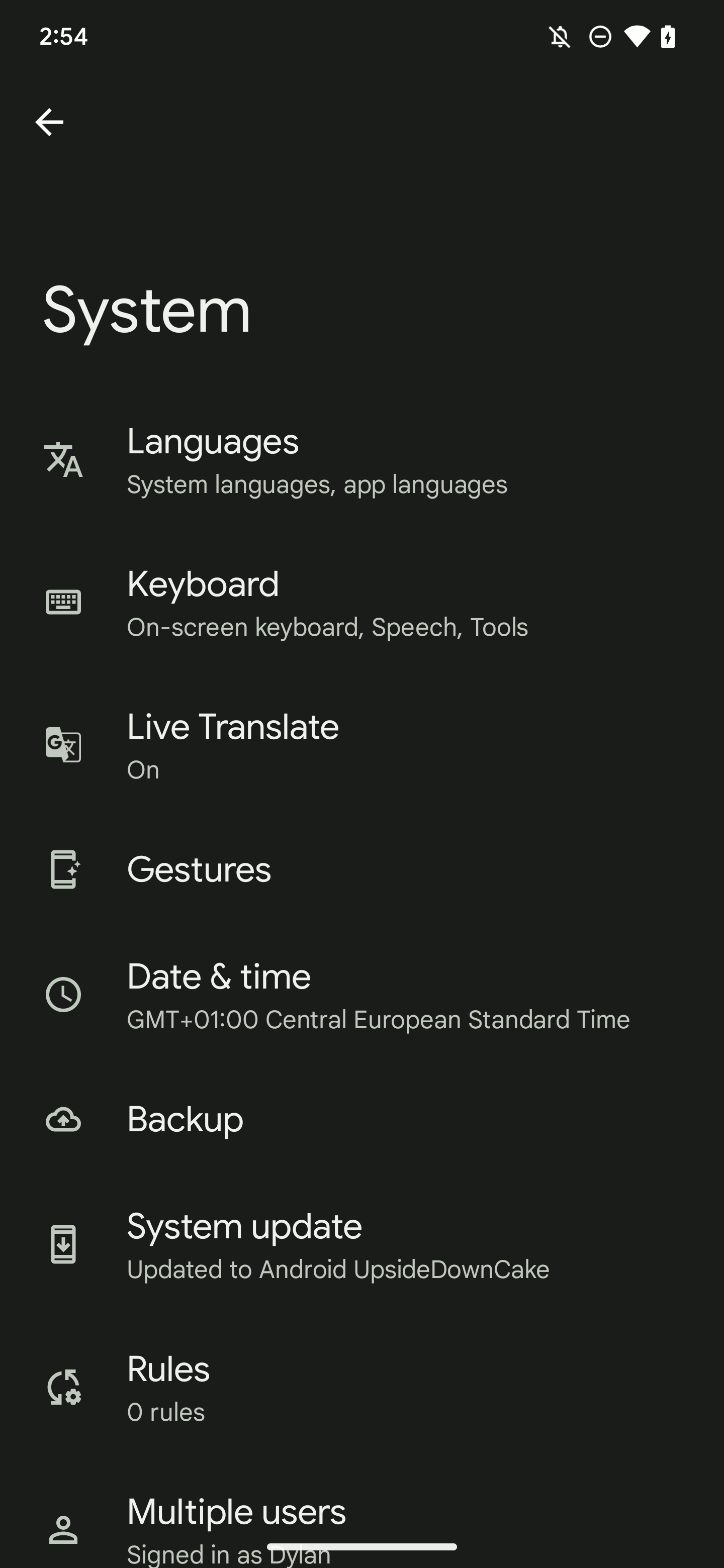 Android 14 preps for physical keyboards and touchpad gestures