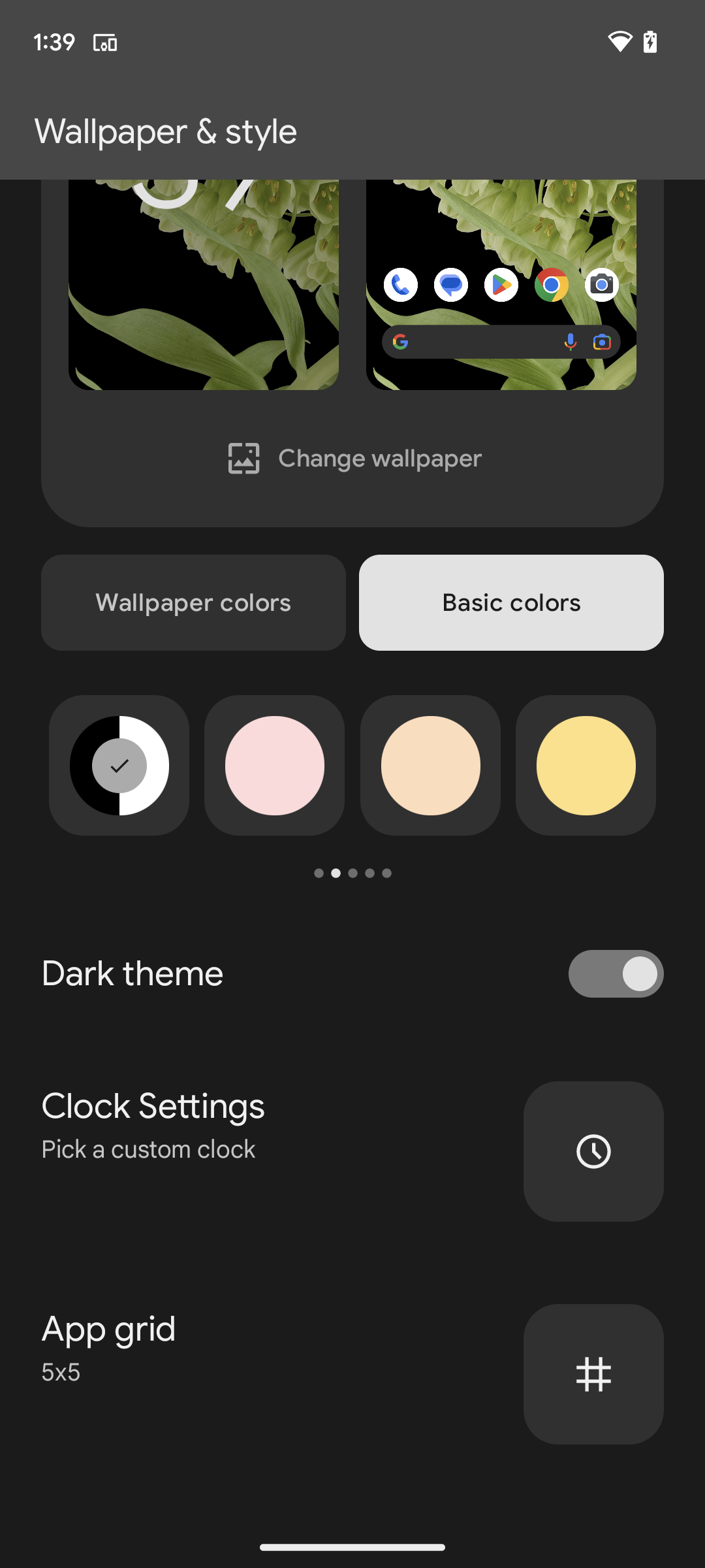 Android 14: Pixel monochrome theme, prep for custom clocks
