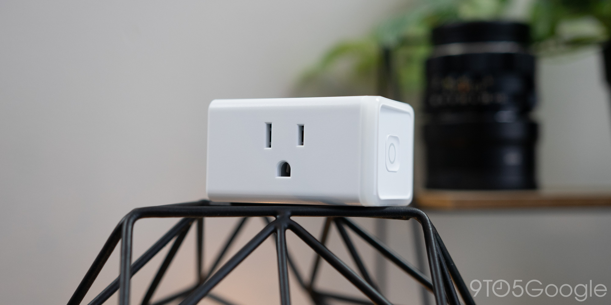 TP-Link's Matter-compatible smart plug is literally plug-and-play