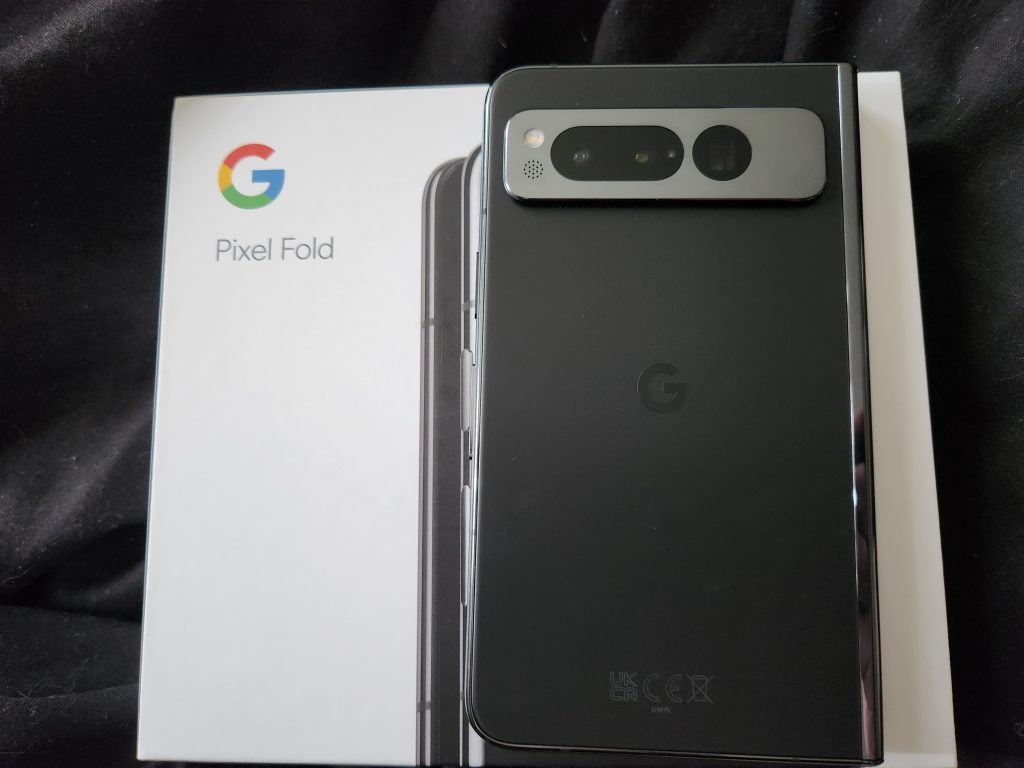 Pixel Fold ships early for one buyer [Gallery]