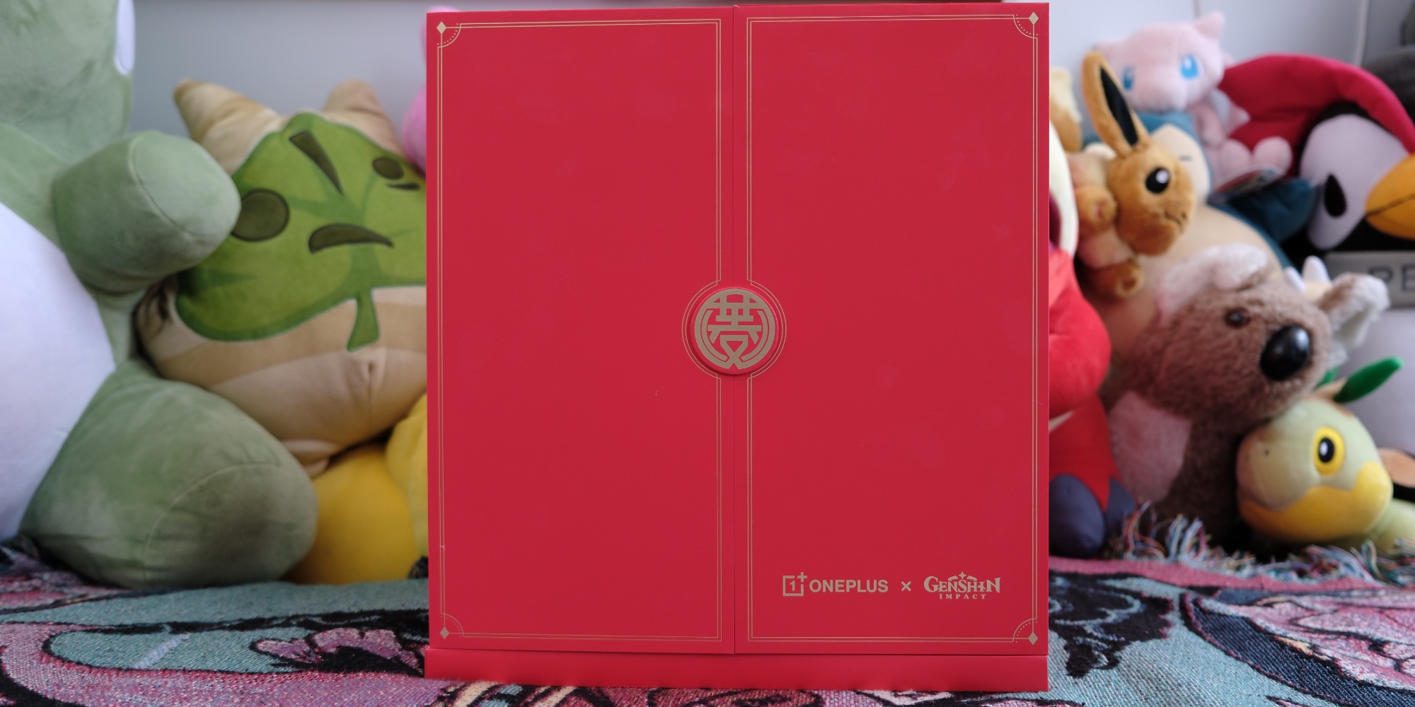 OnePlus 11 Genshin Impact limited-edition smartphone