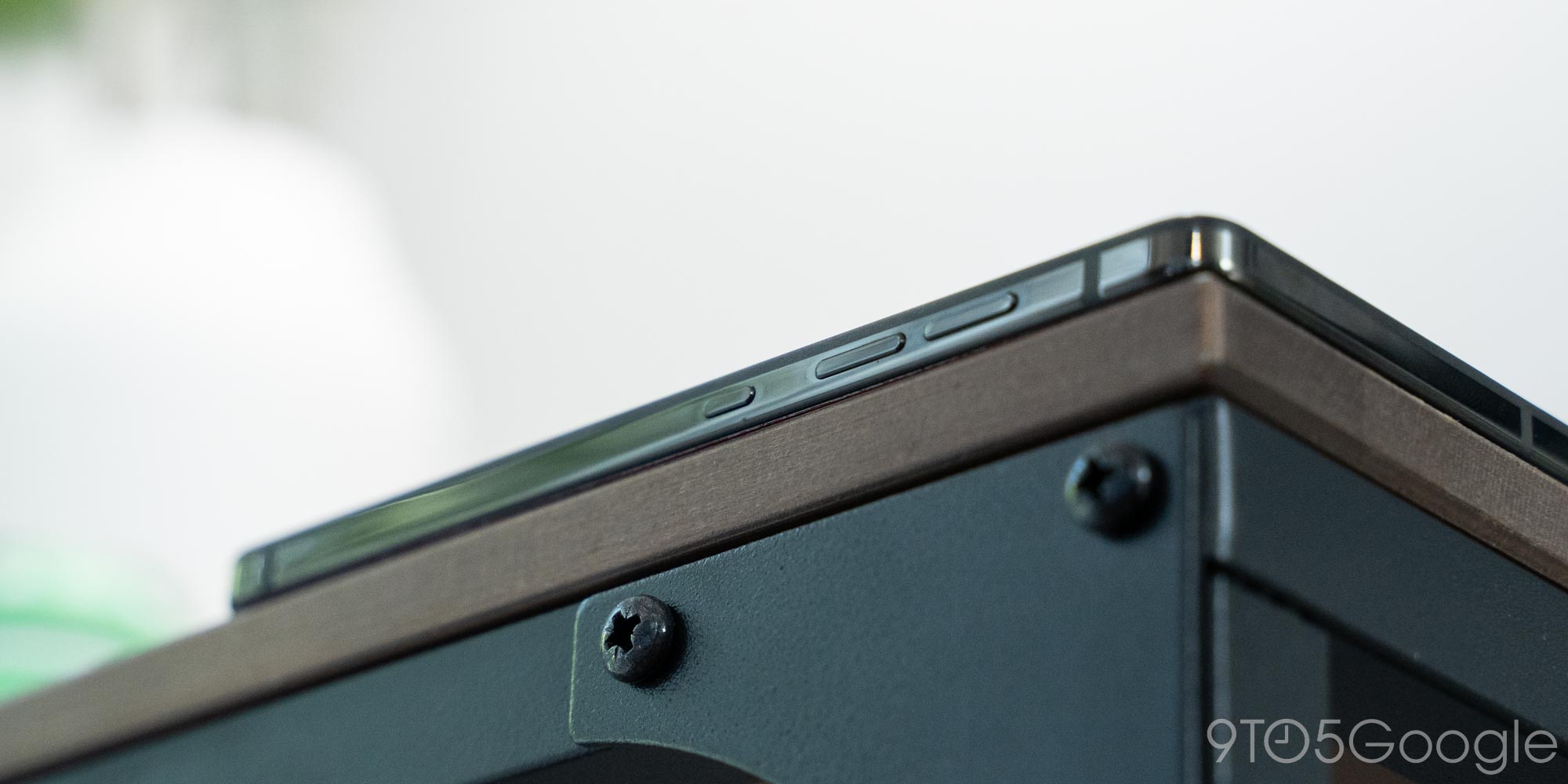 iPhone 15 Pro’s titanium might be beat by a 2017 Android phone