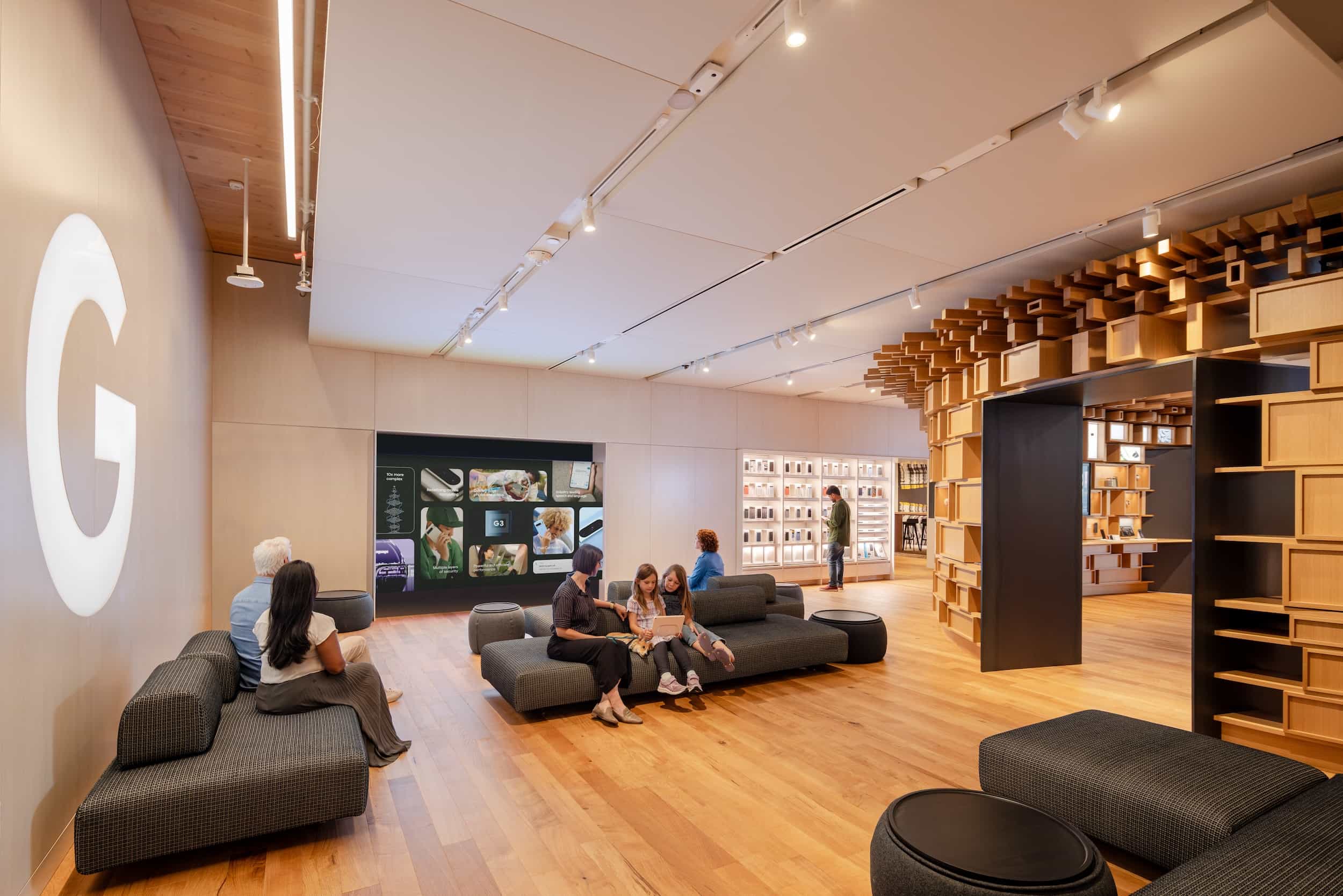 New Google Store, visitor center in Mountain View is now open