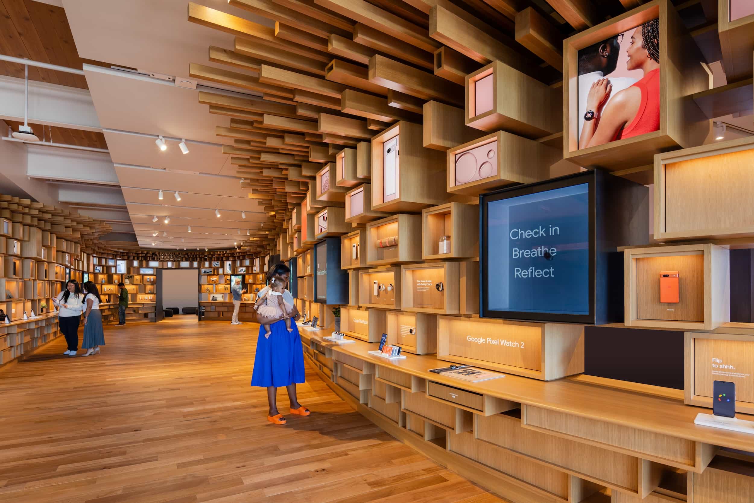New Google Store, visitor center in Mountain View is now open