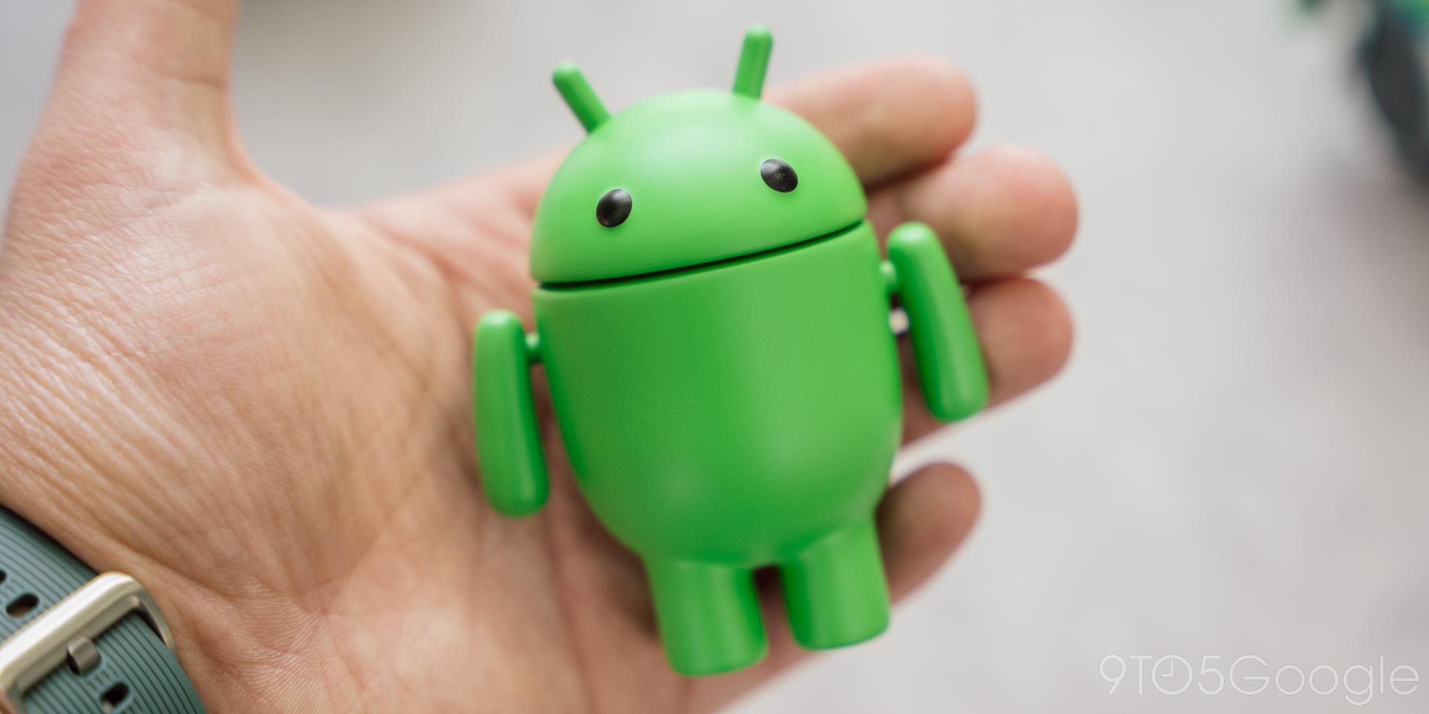 How the new Android 'The Bot' figure compares to older collectibles