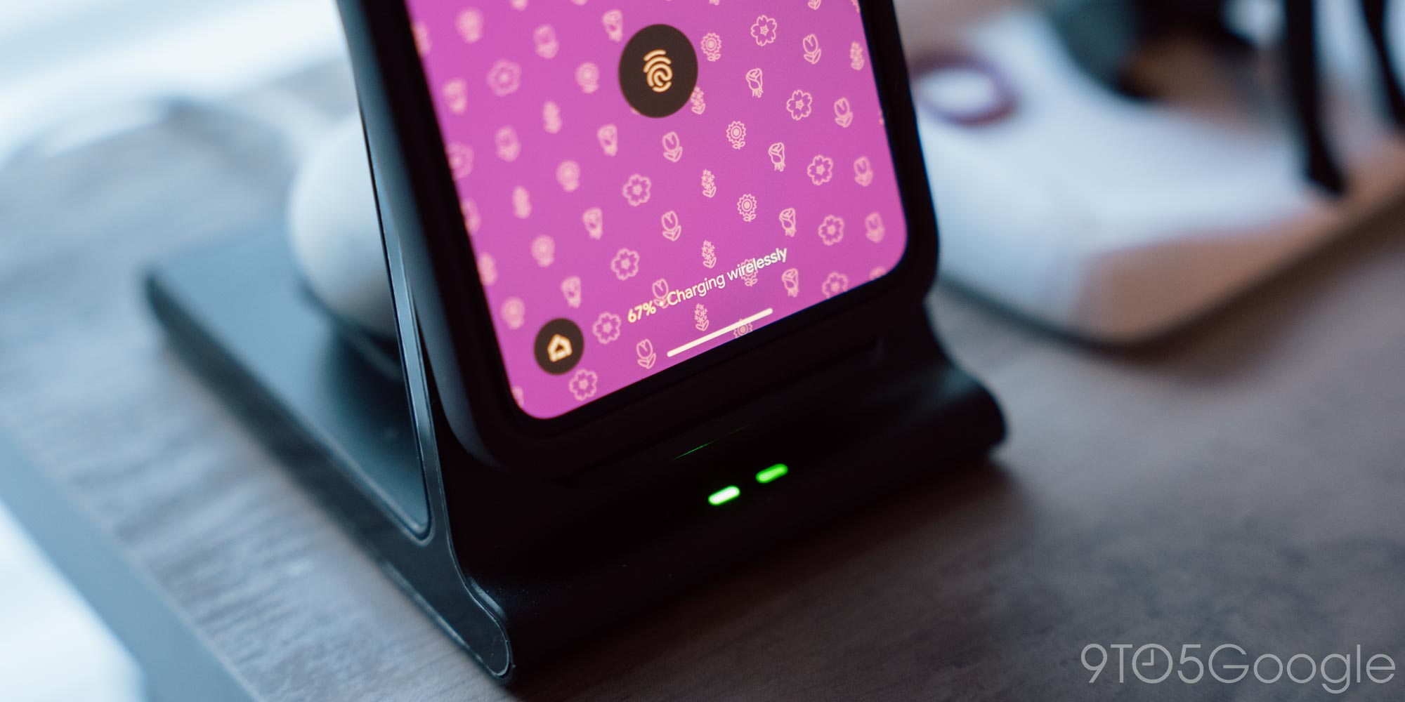 Hands-on: This 3-in-1 Pixel Watch 2 wireless charging dock is great