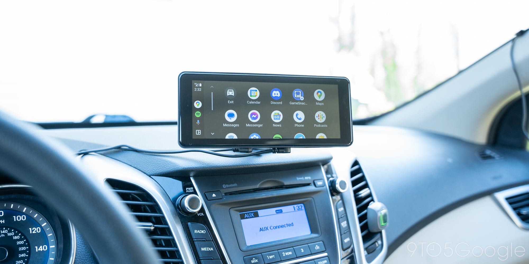 Android Auto and CarPlay screens are getting cheaper and better