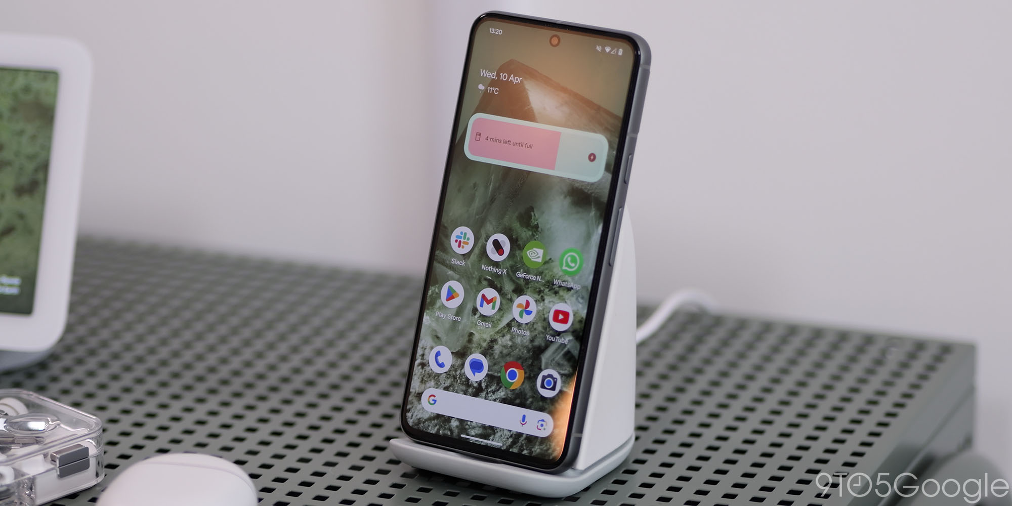 Google Store stops selling 2nd-gen Pixel Stand