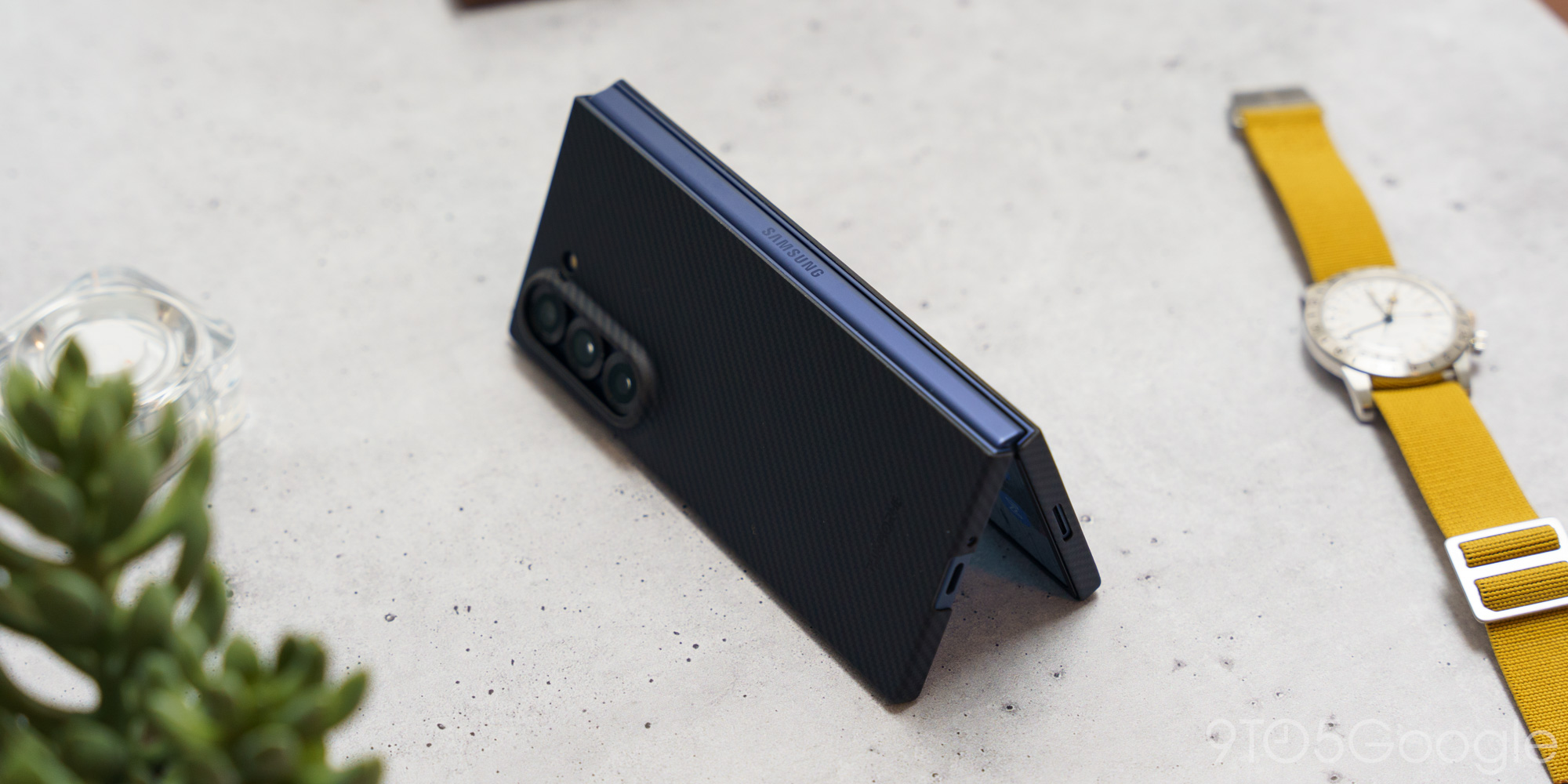Thinborne's Aramid case is still our favorite for the Fold 6 and Flip 6