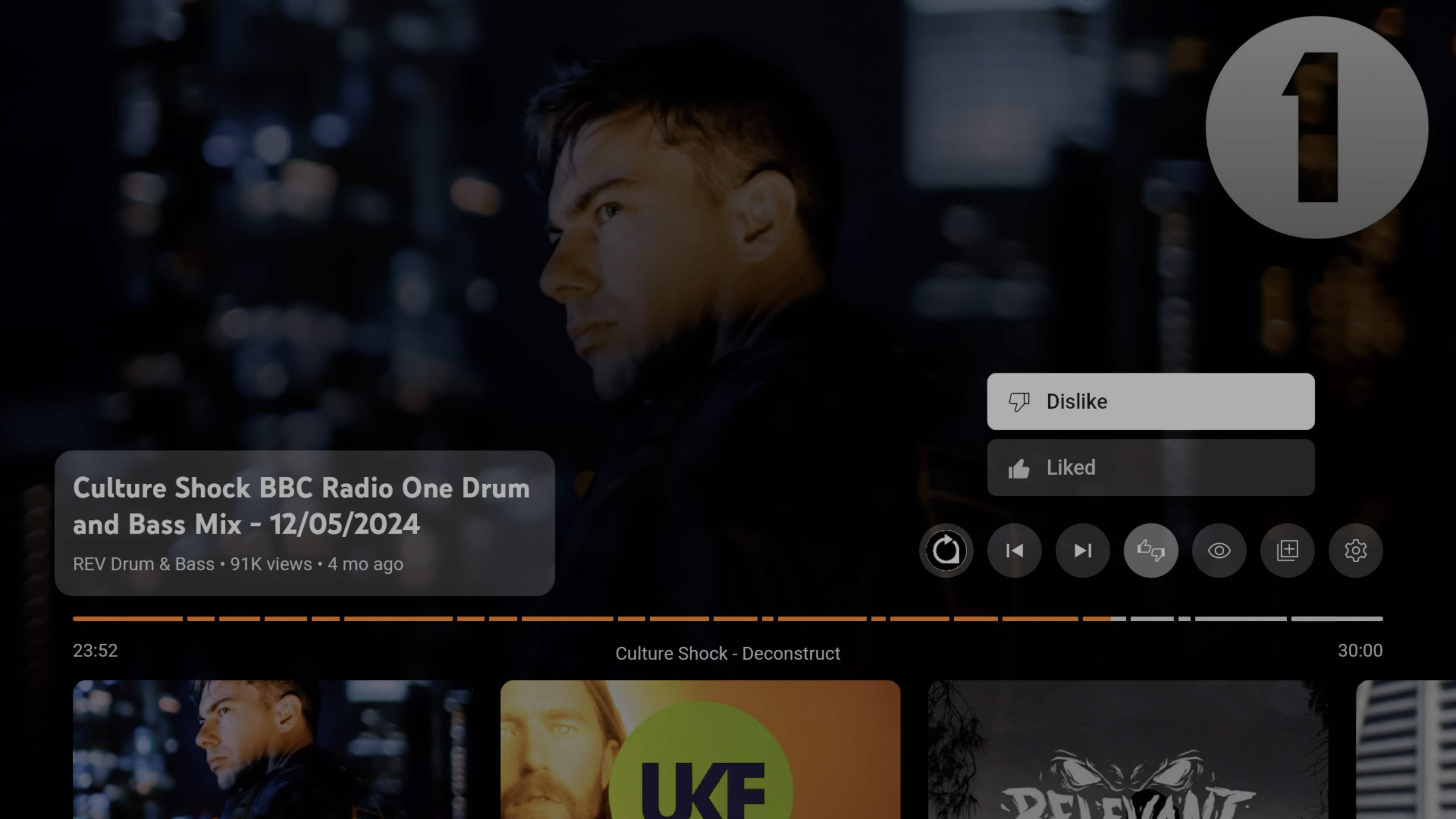 YouTube for Android TV frustratingly fuses 'like' and 'dislike' buttons