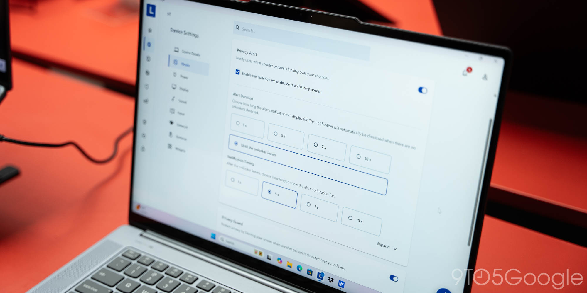 Lenovo 'Smart Share' sends photos to your laptop with a smack