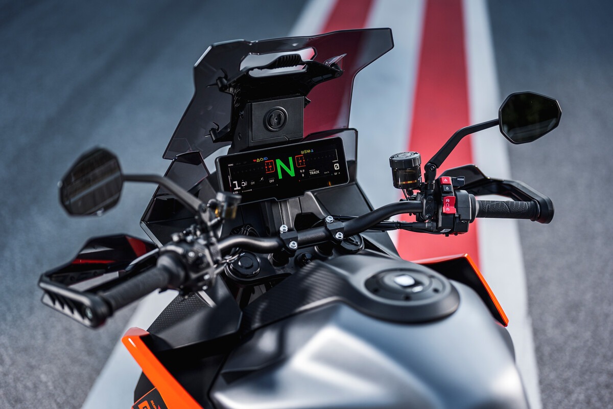 Android Automotive is now coming to motorcycles too