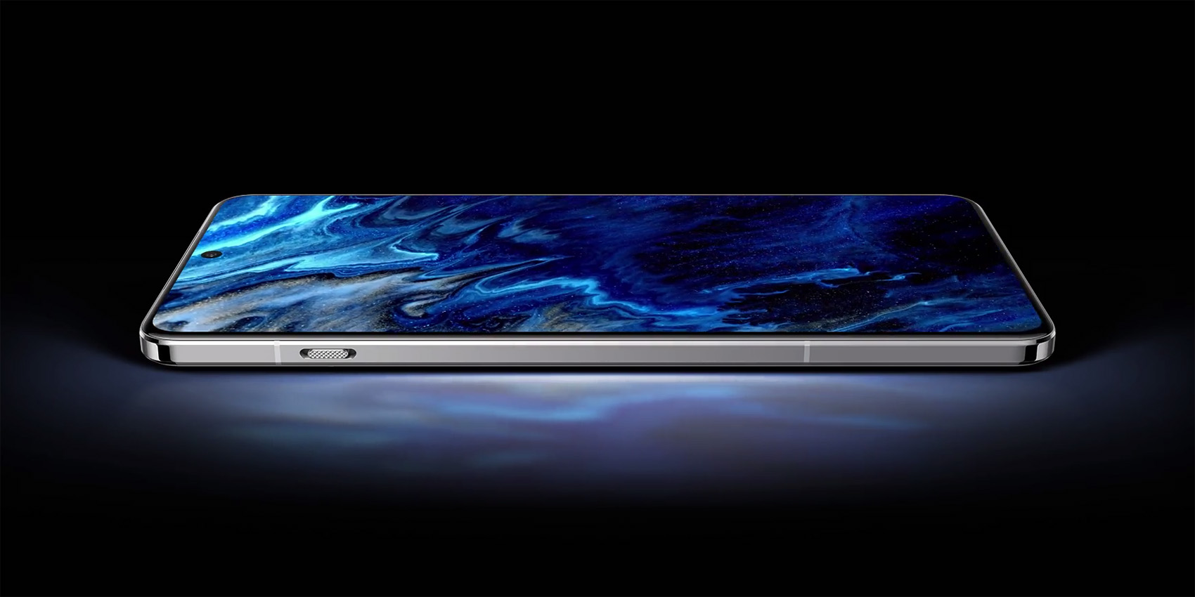 OnePlus 13 debuts with big battery, flat display, higher price