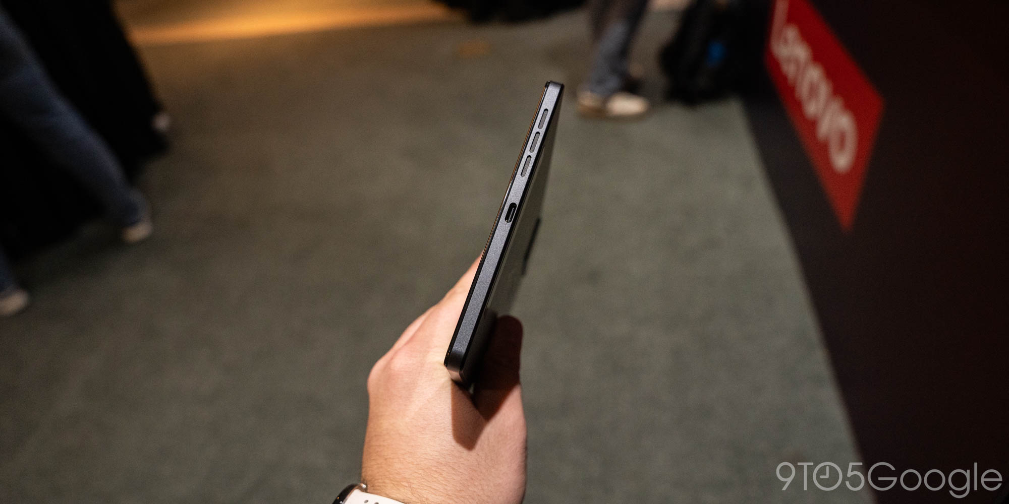 Hands-on: Lenovo Legion Tab is Android's iPad Mini