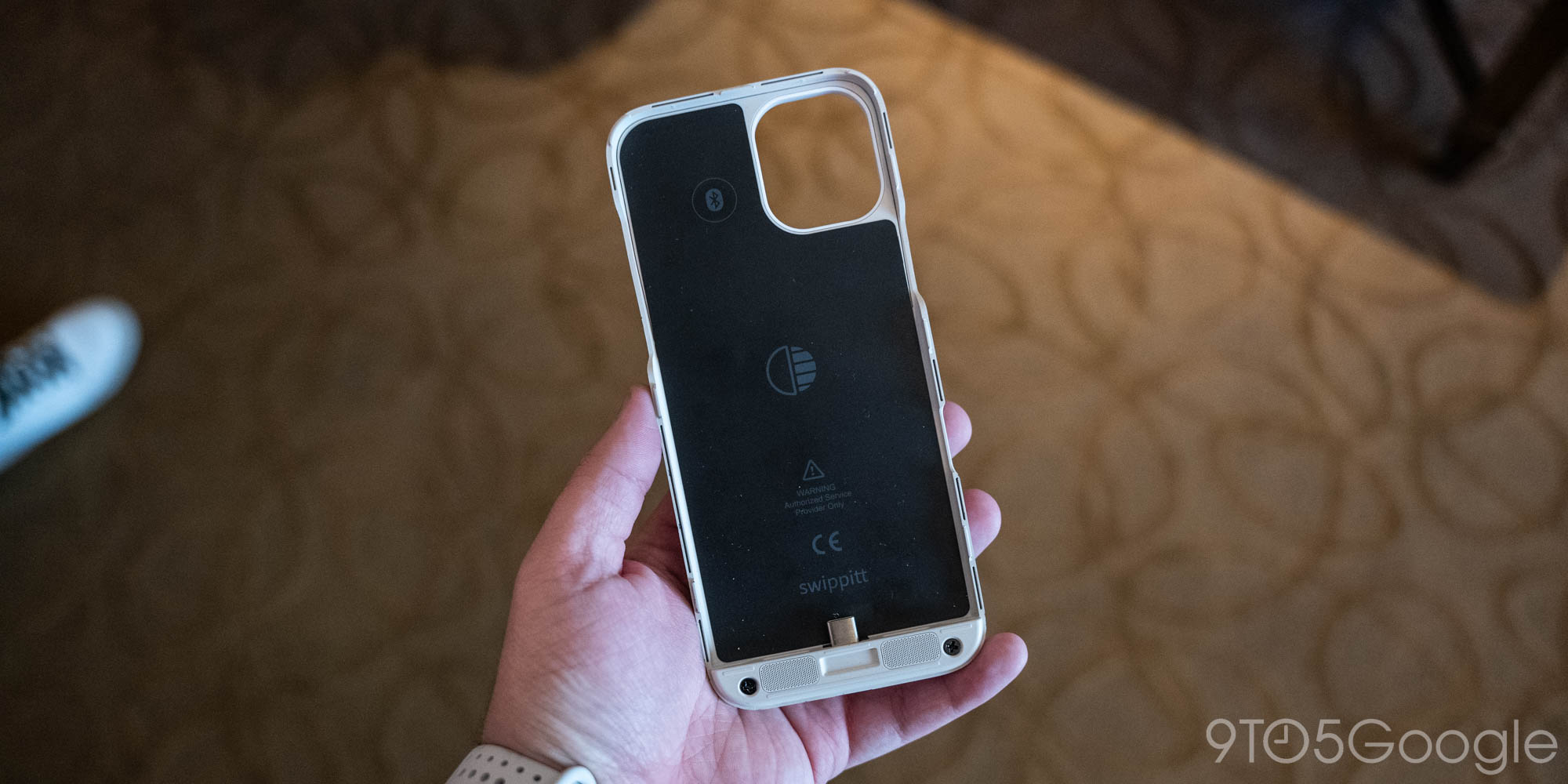 'Swippitt' is an 'instant' phone charger [Video]