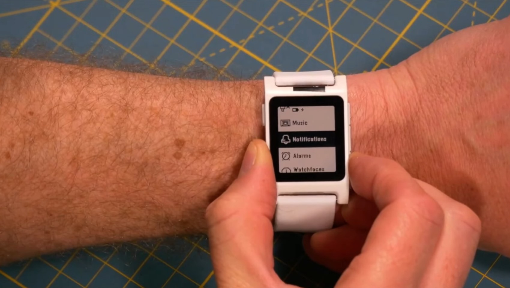 Pebble smartwatch reboot gets a demo and tariff cost breakdown