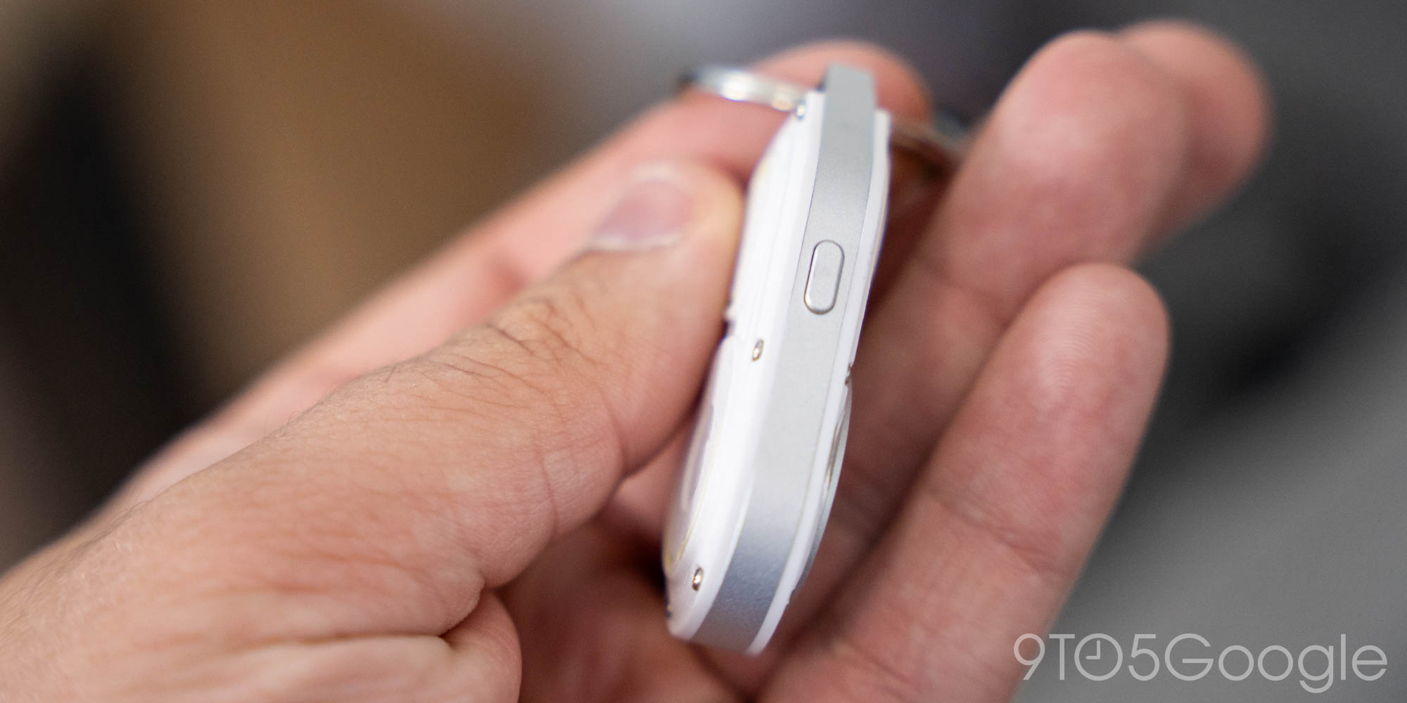 AirCard and AirNotch Pro are the best Find Hub trackers on Android