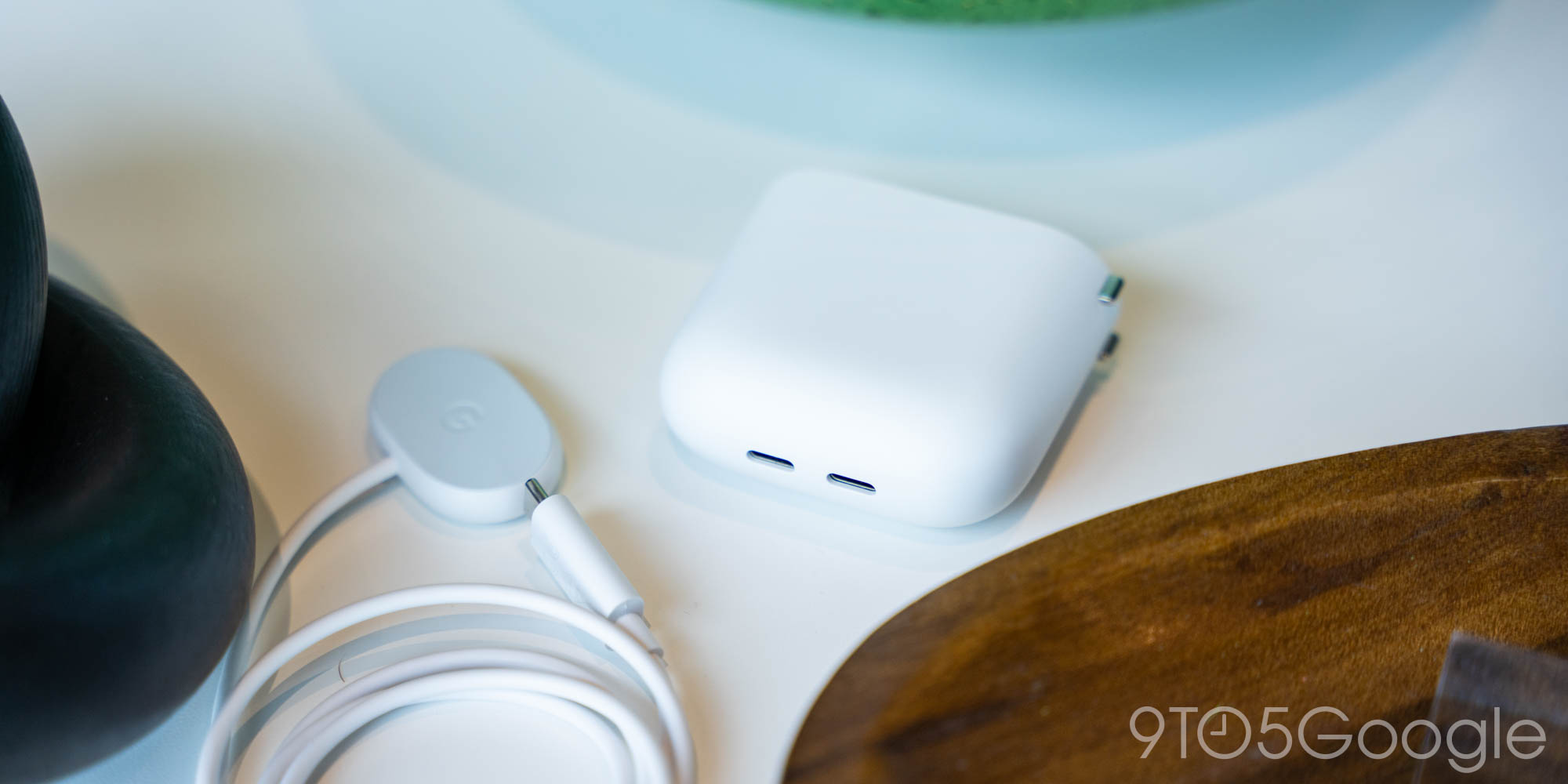 Google's new Pixel charger prioritizes your Pixel 10, but at a cost