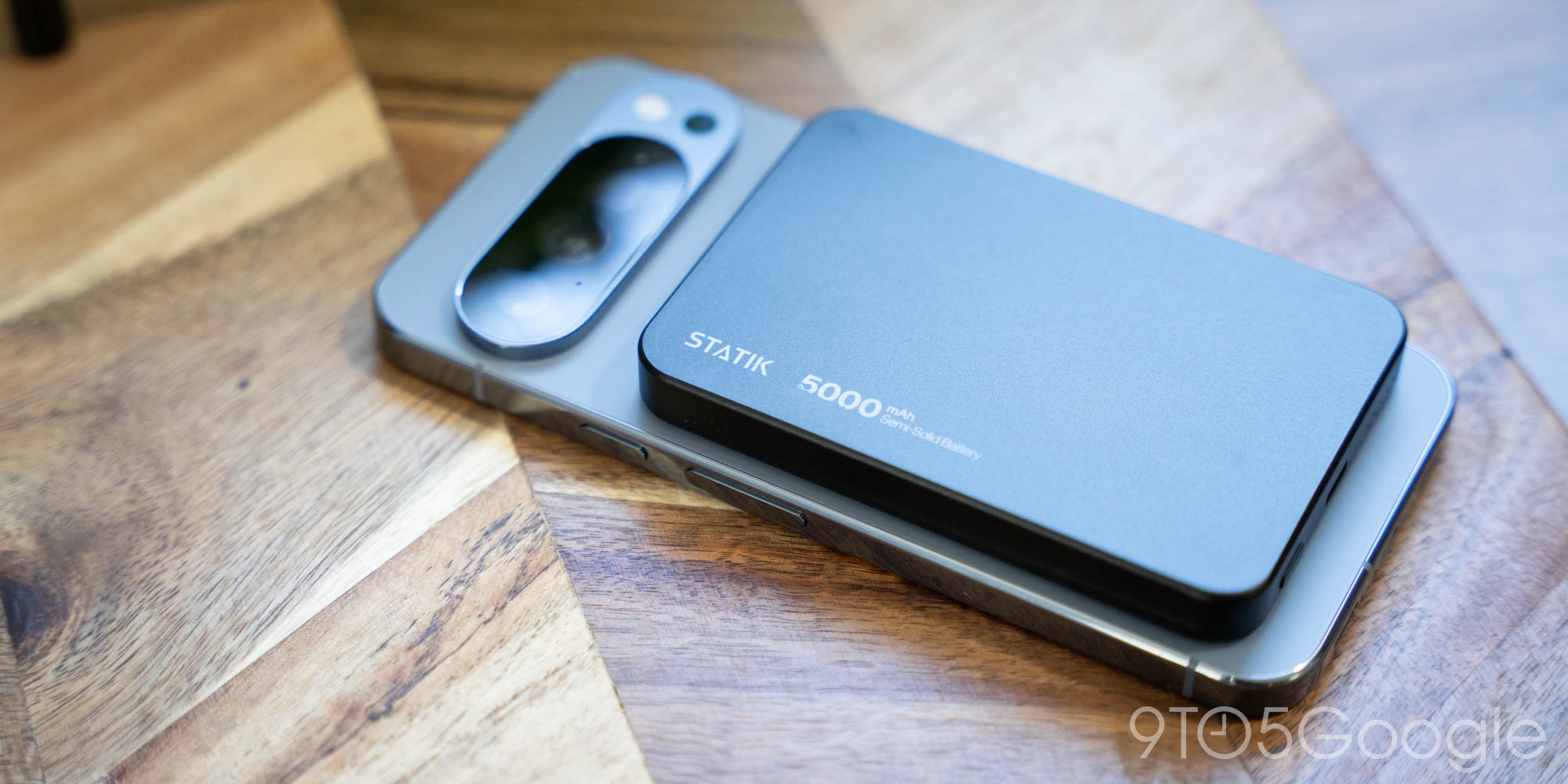 My favorite Pixel 10 accessory is a Qi2 battery bank [Gallery]