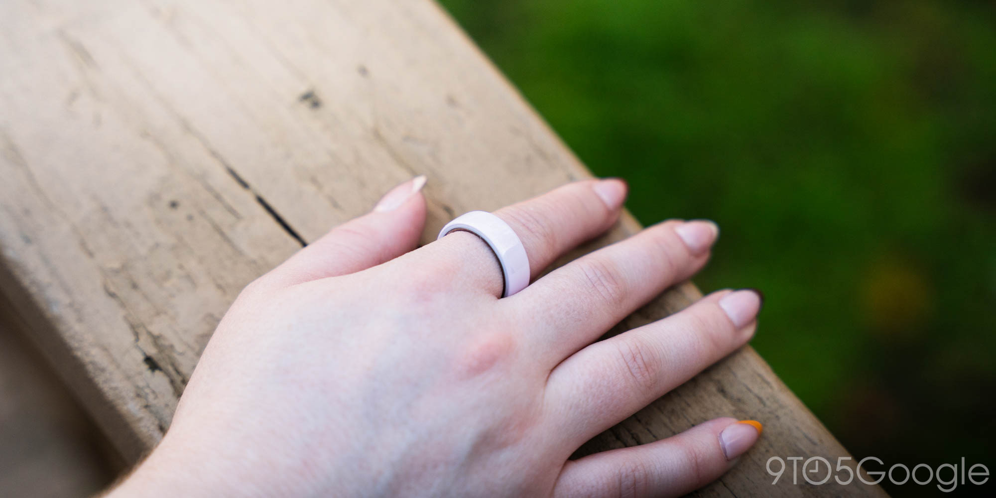 Hands-on: Oura's Ceramic Ring 4 is more than a pop of color