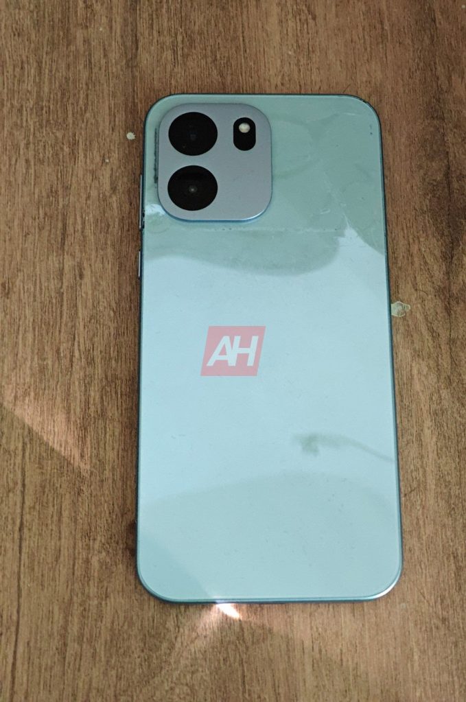 OnePlus 'Turbo' certainly looks like a phone with a big battery in ...